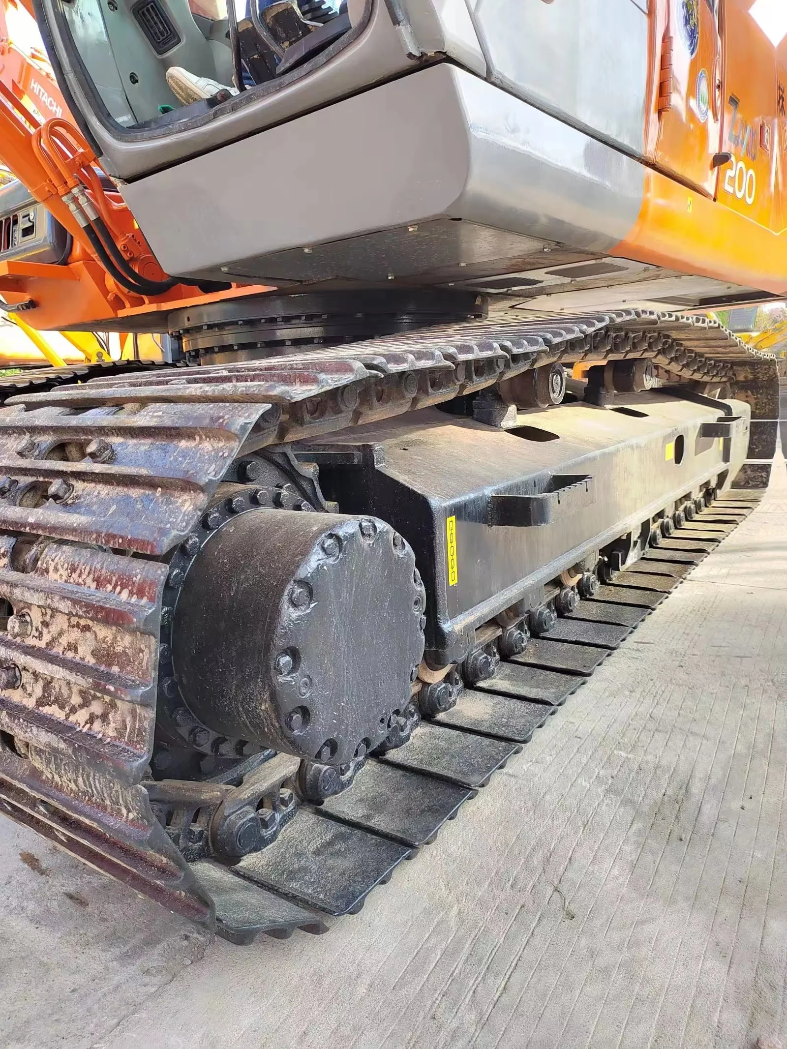 Used Excavator Diggers - Hitachi ZX200 Hydraulic Crawler