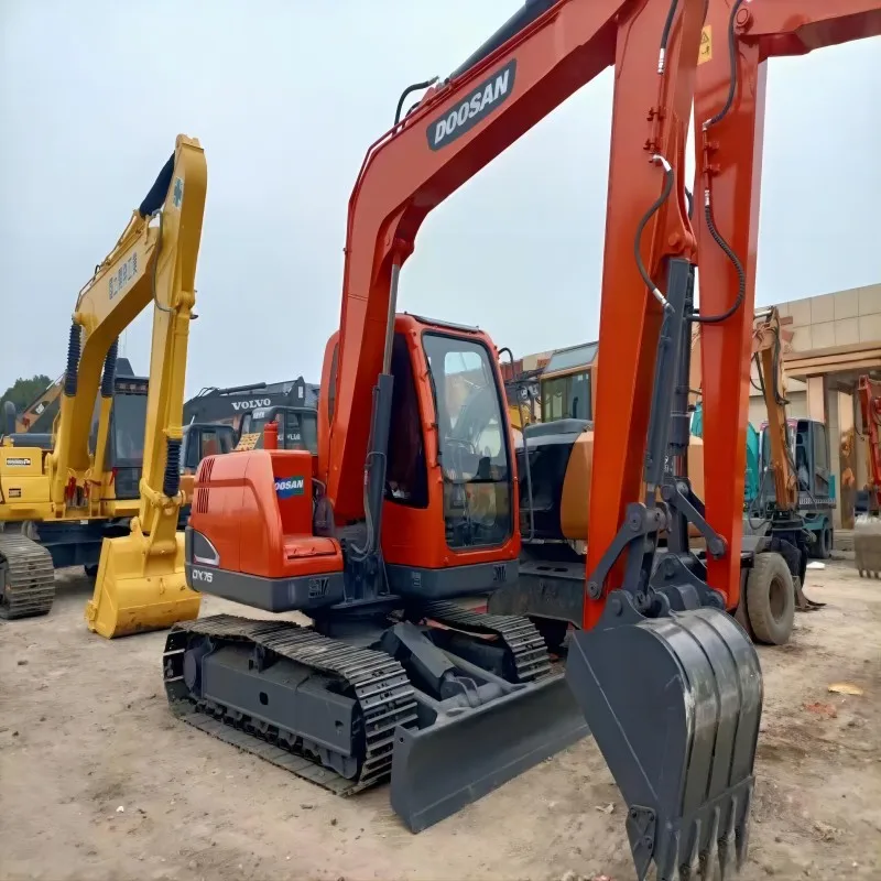 Used Doosan 75 Crawler Excavator Dx 75 Digger Secondhand High Quality ...