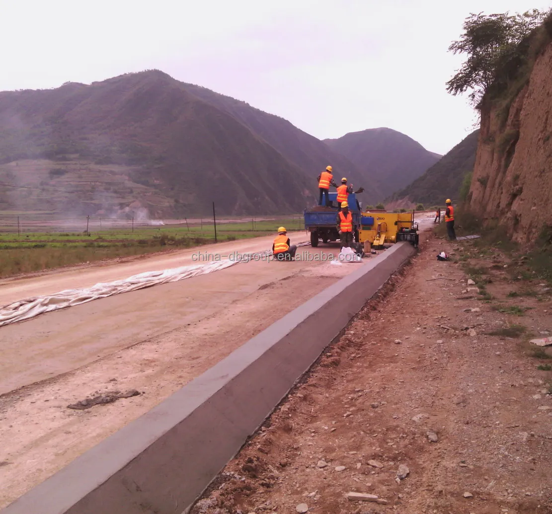 Road Construction Machinery Concrete Curb Kerb Extruder Making Machine ...