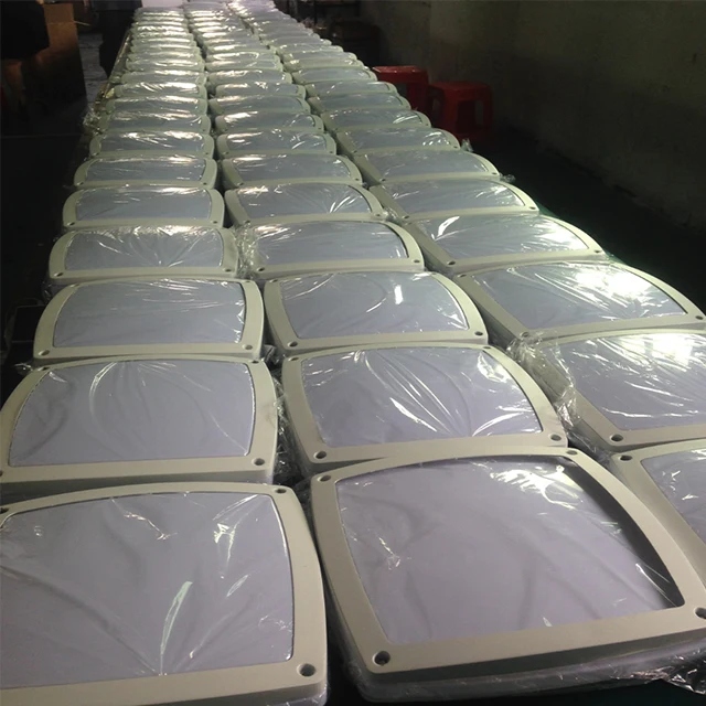 Round Bulkhead IP65 Black Outdoor Garden Lamp - 30W LED