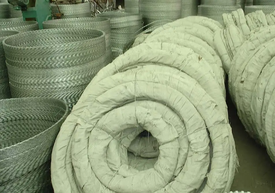 Lowes Prices Prison Mesh Fence Hot Dipped Galvanized Cbt65 Bto30 Bto-22 ...