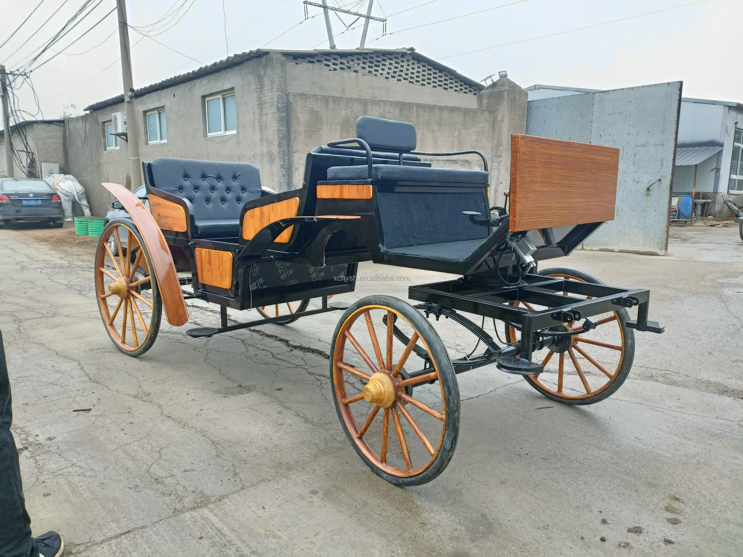 Medieval Horse Drawn Wagon - Perfect for Weddings & Gifts