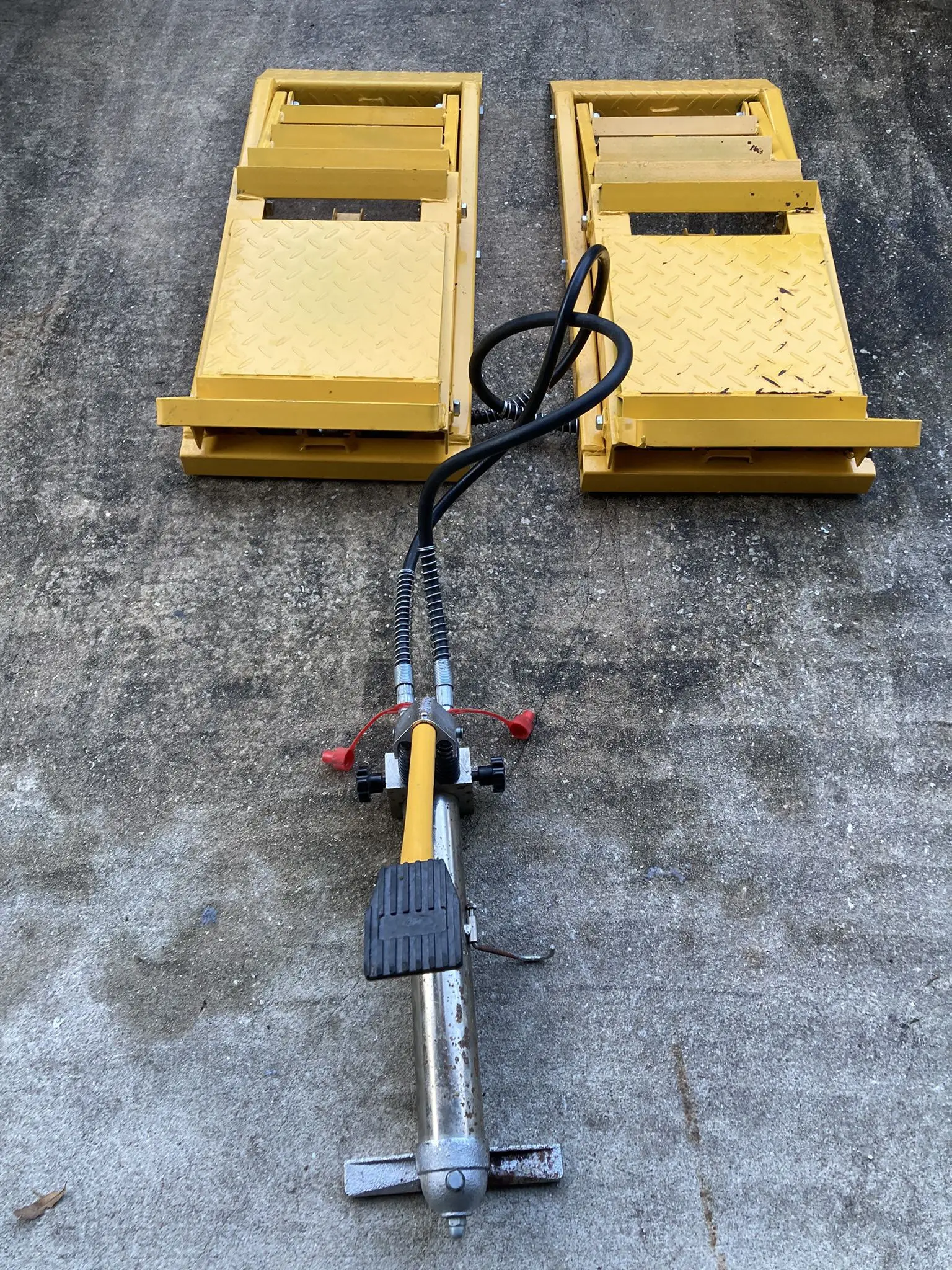 OEM Hotsales CE 2T Adjustable Car Ramp Lift Portable Garage Steel Ramps ...