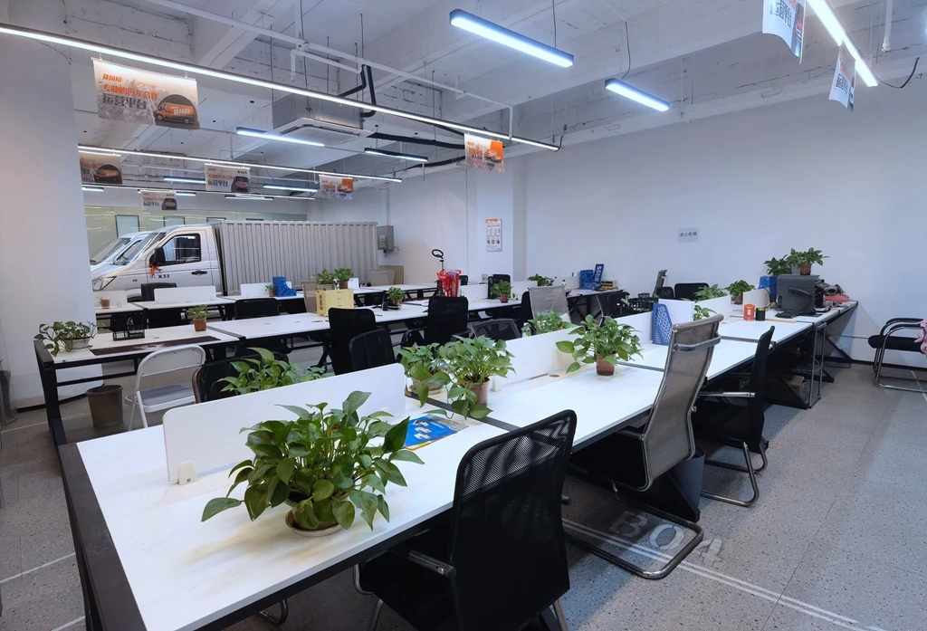 2024 KAMA ES7 Electric Van - 225KM Range, 41.93kwh