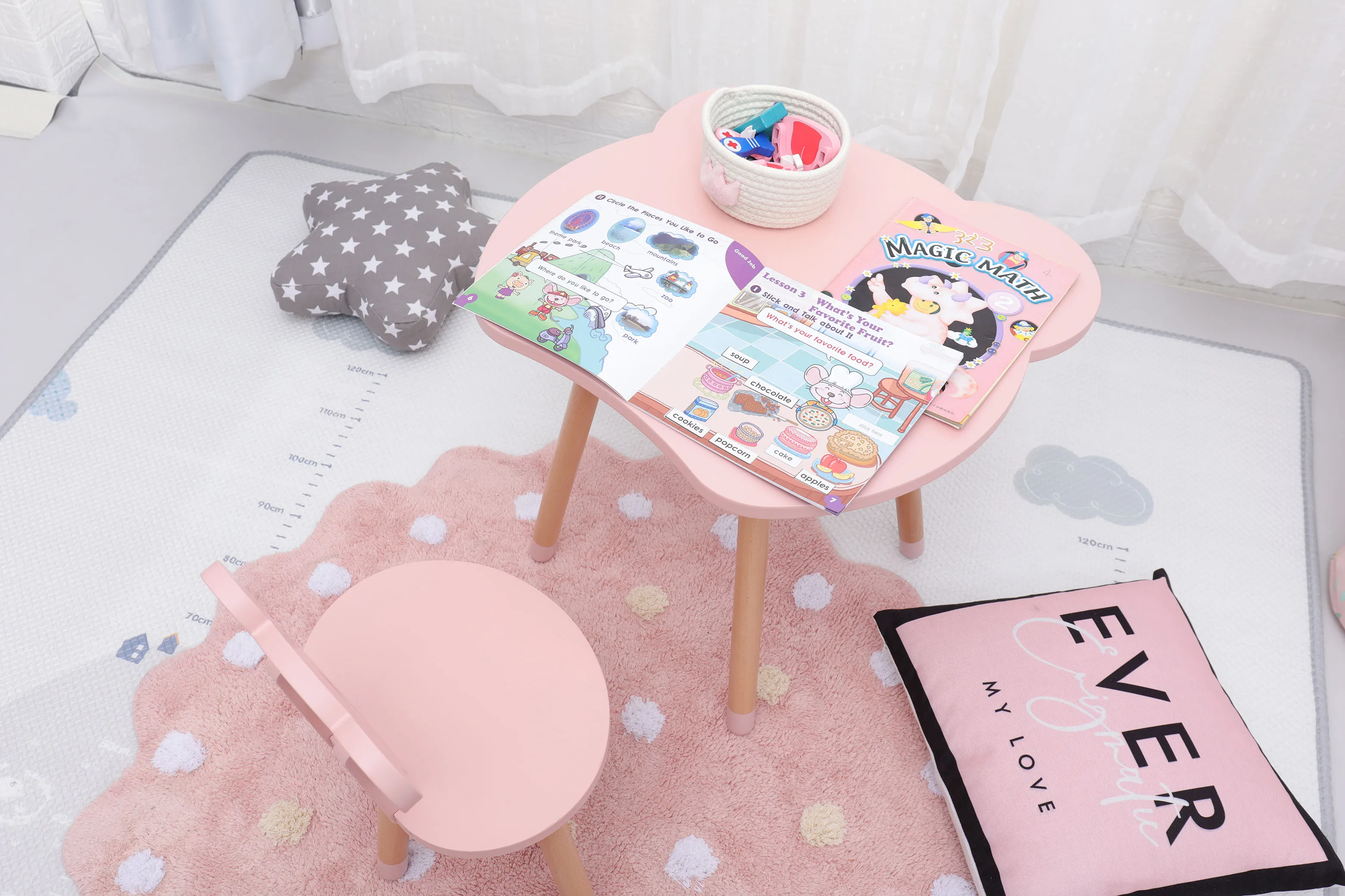 Environmental Kids Reading Table And Chair Set Kindergarten Children ...