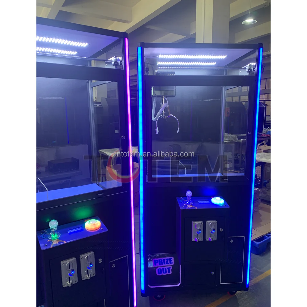 Totem Coin Operated Toy Arcade Crane Claw Machine New Arrivals Dolls ...
