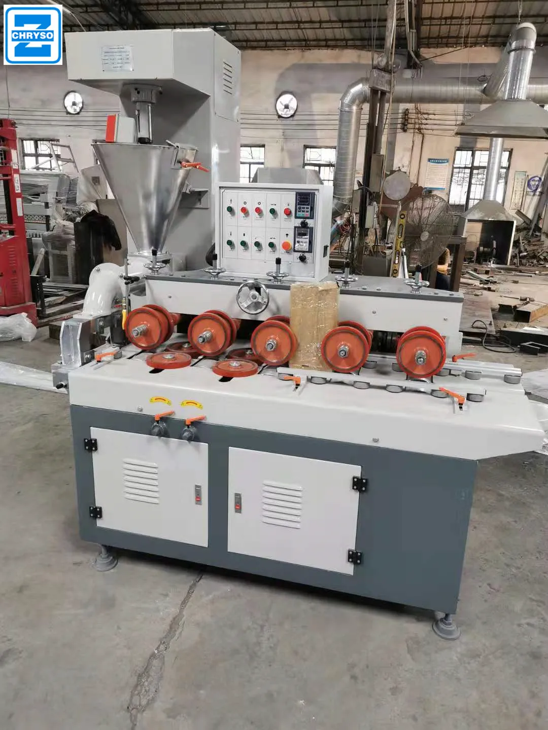 Gesso Primed Solid Wooden Moulding Machine - MDF Skirting Crown ...