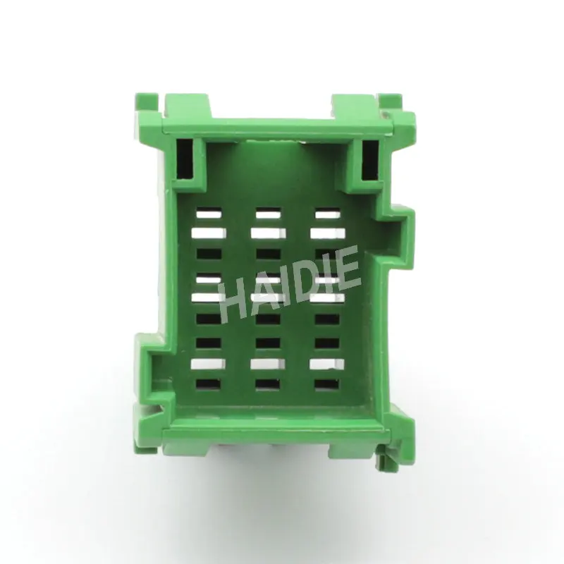 9 Pin Male Plastic Cable Wiring Harness for Automotive