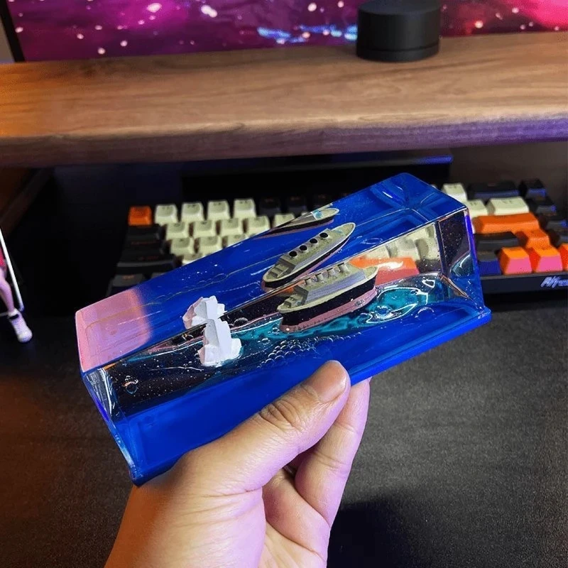 Unsinkable Boat Pirate Ship in a Bottle - Christmas Gift
