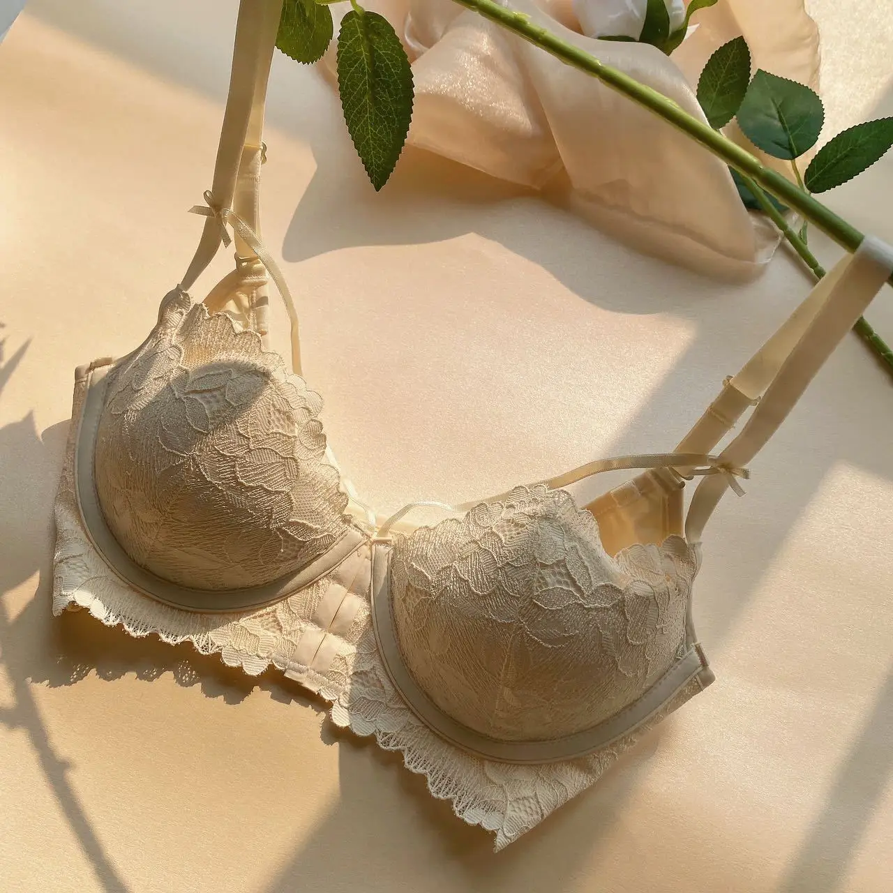 French Wireless Lace Bra Sexy Beauty Back Front Button Women Underwear ...