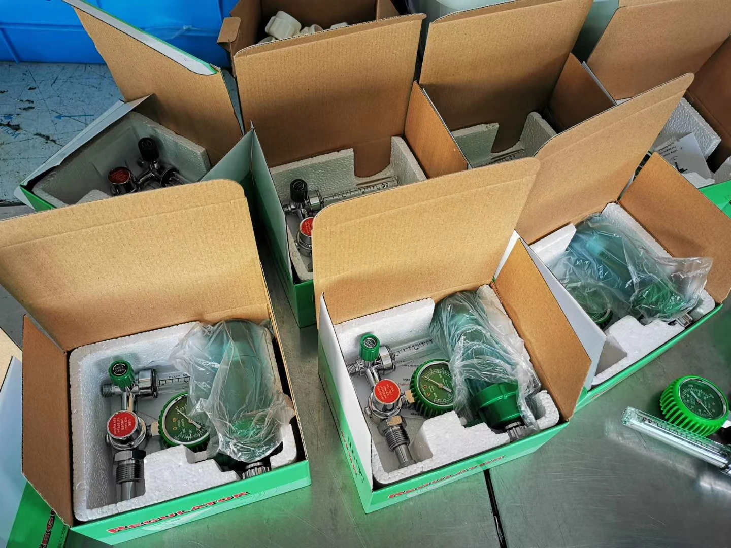 Medical Demand Valve Oxygen Regulator Resuscitator Kits - Buy Medical ...