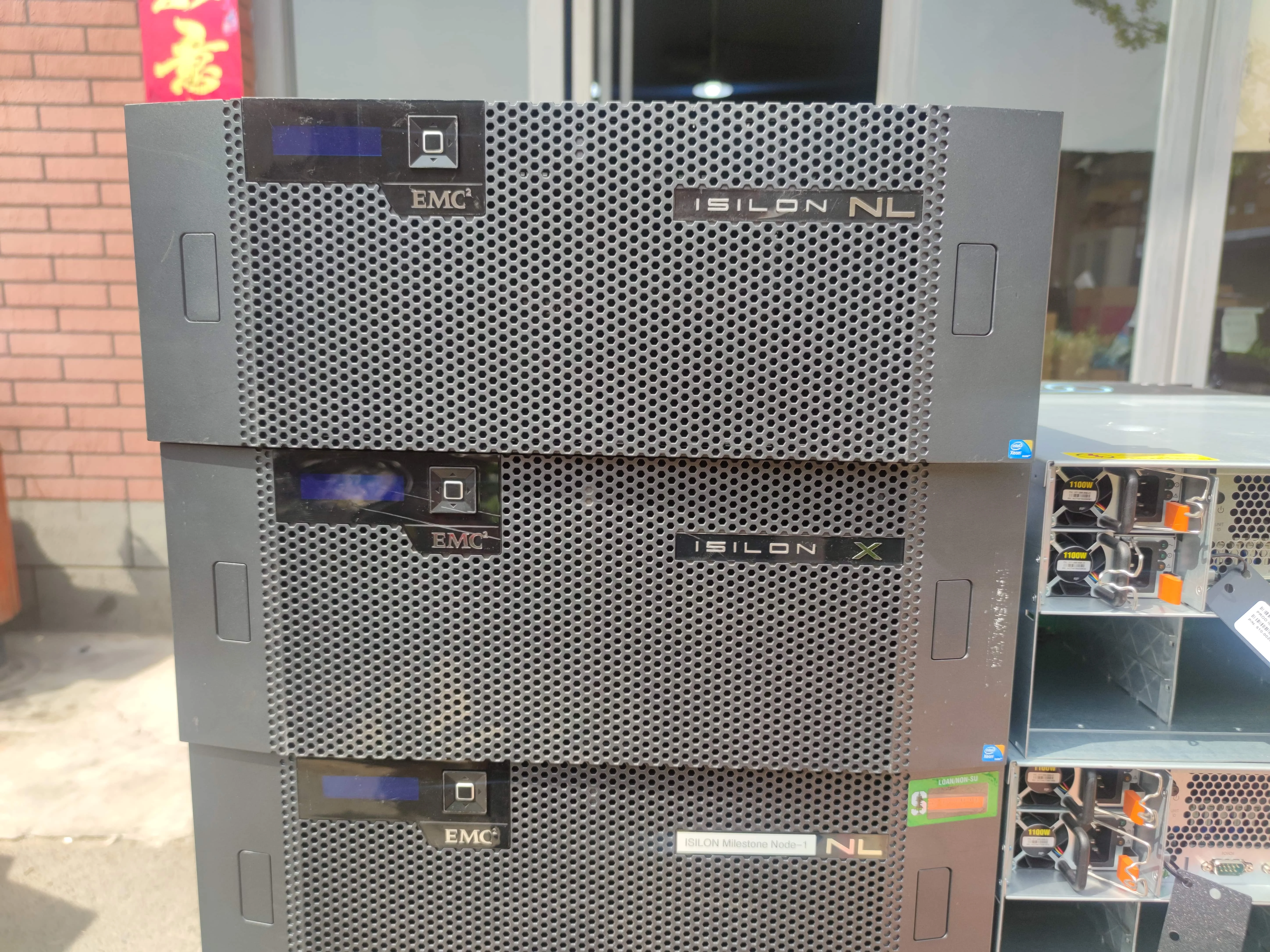 EMC Isilon X410 NAS, 30x4TB HDD, 6x1.6TB SSD,256GB 메모리 스토리지 시스템 ...