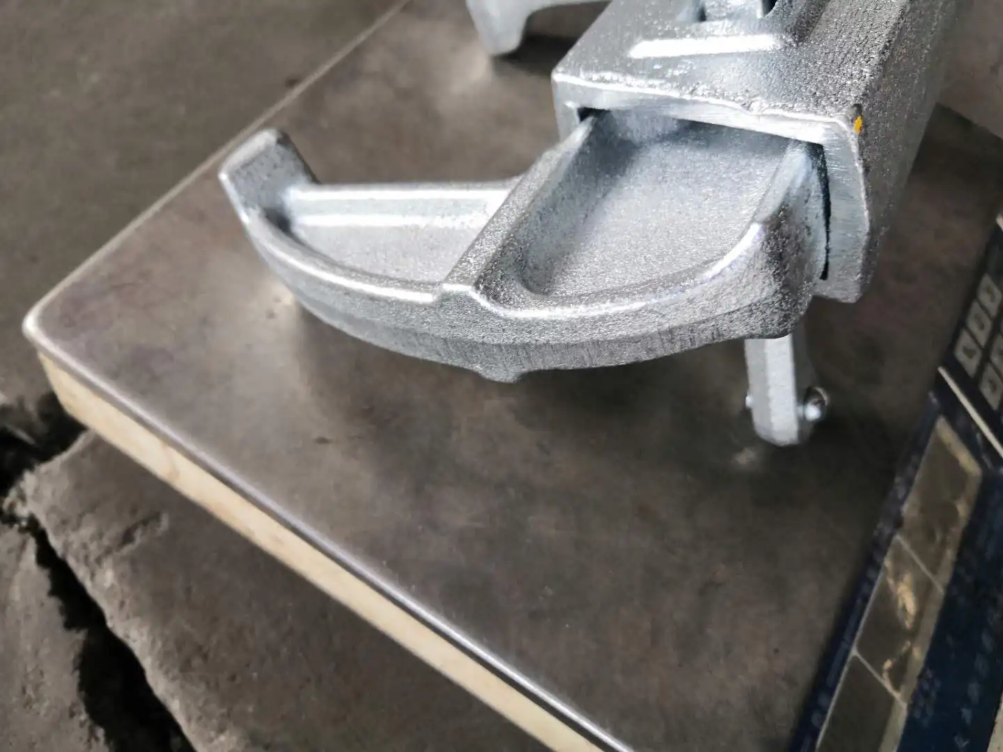 Scaffolding China Adjustable Casted Panel Clamp for Formwork Construction