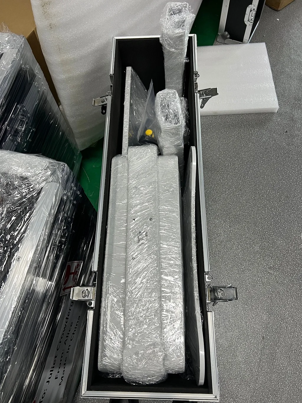 T12 Camera Led Open Air White Matrix Metal Digital Lcd Glam Bot ...