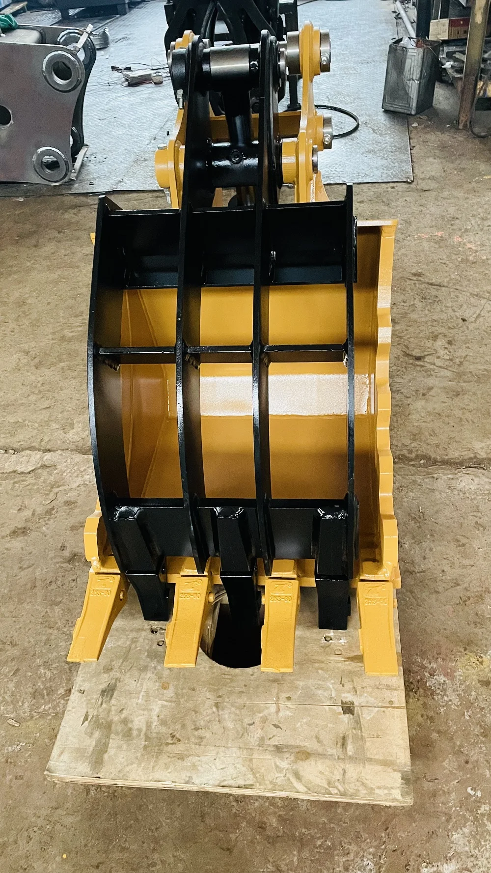 Excavator Grapple Bucket Rock Thumb Bucket| Alibaba.com