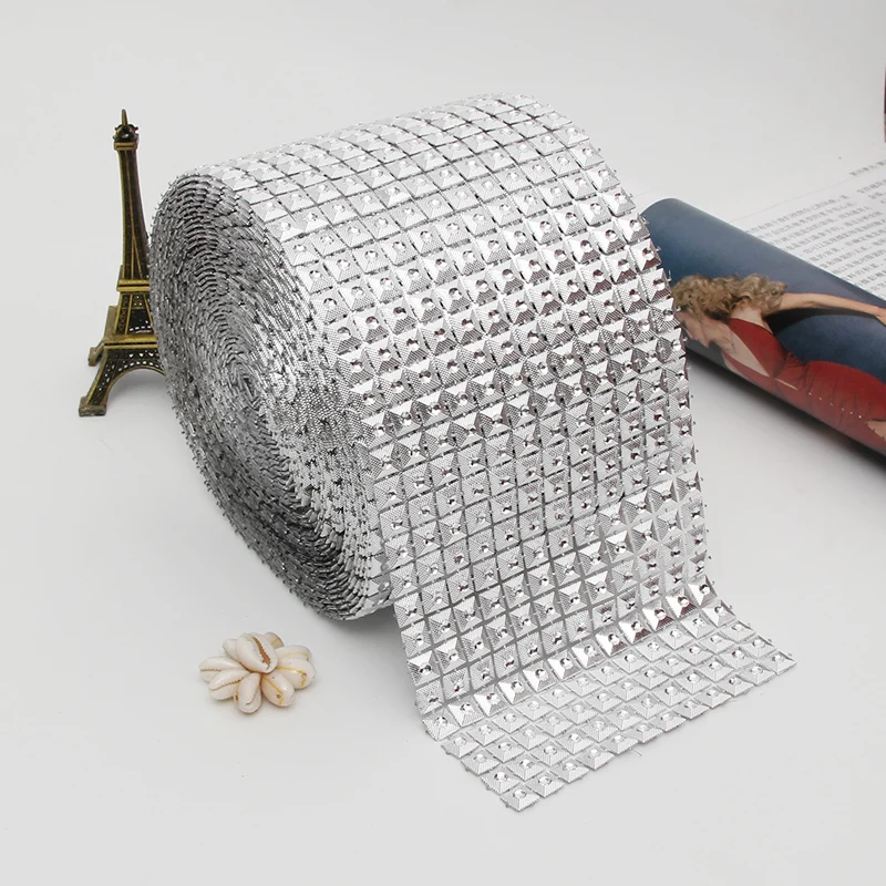 Wholesale 12 Row Pyramid 10yards Plastic Rhinestone Chain Mesh Garment ...