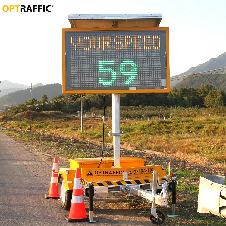 P0229 Middle East Ntcip Compliant Its Traffic Led Sign Portable Trailer ...