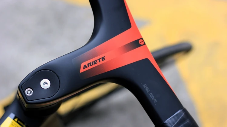 JAVA FEROCE 3 - 22 Speed Carbon Fiber Road Bike Disc Brake