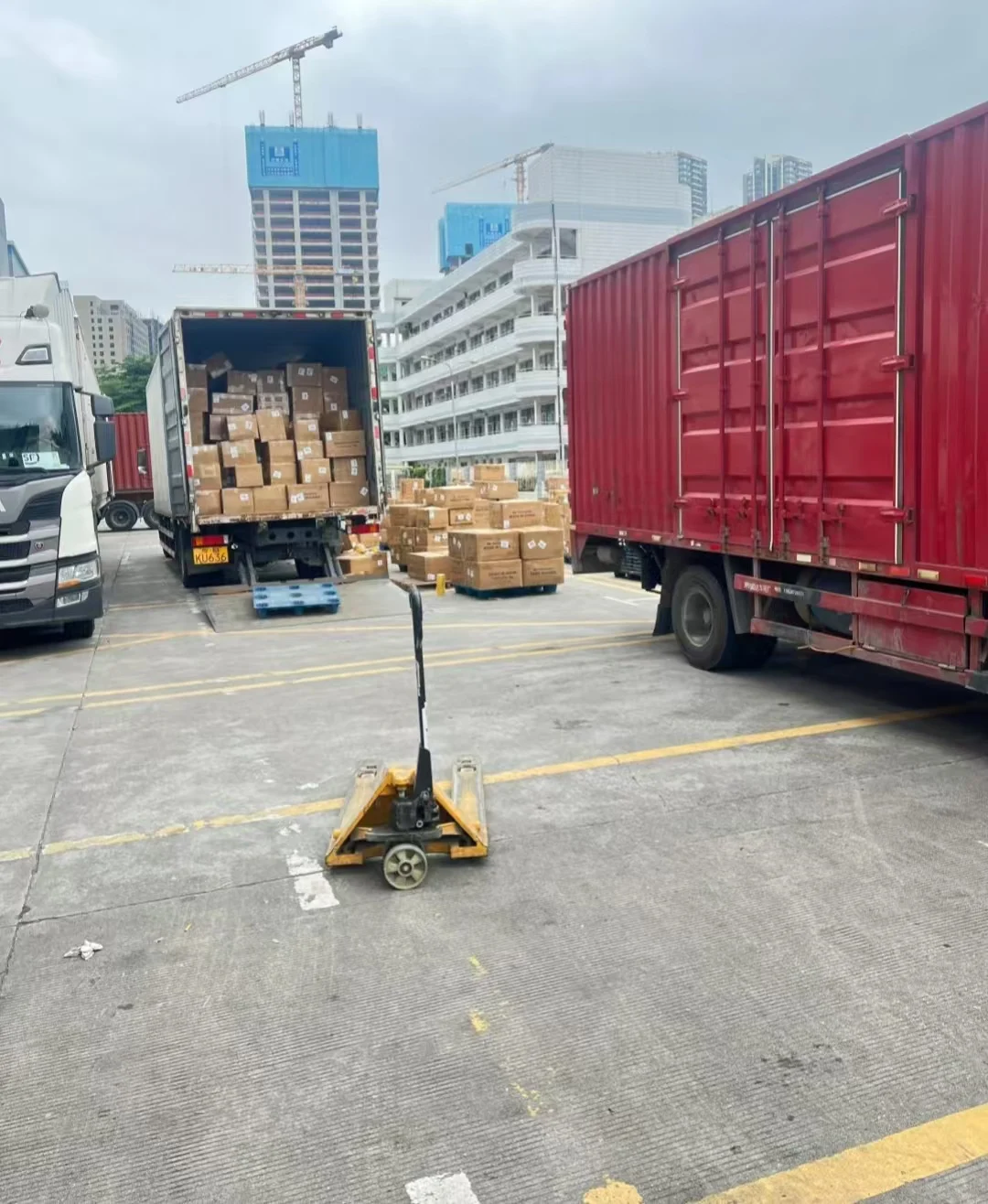 Lenovo Legion R9000P Esports Gaming Laptop - 16-Inch RTX4060