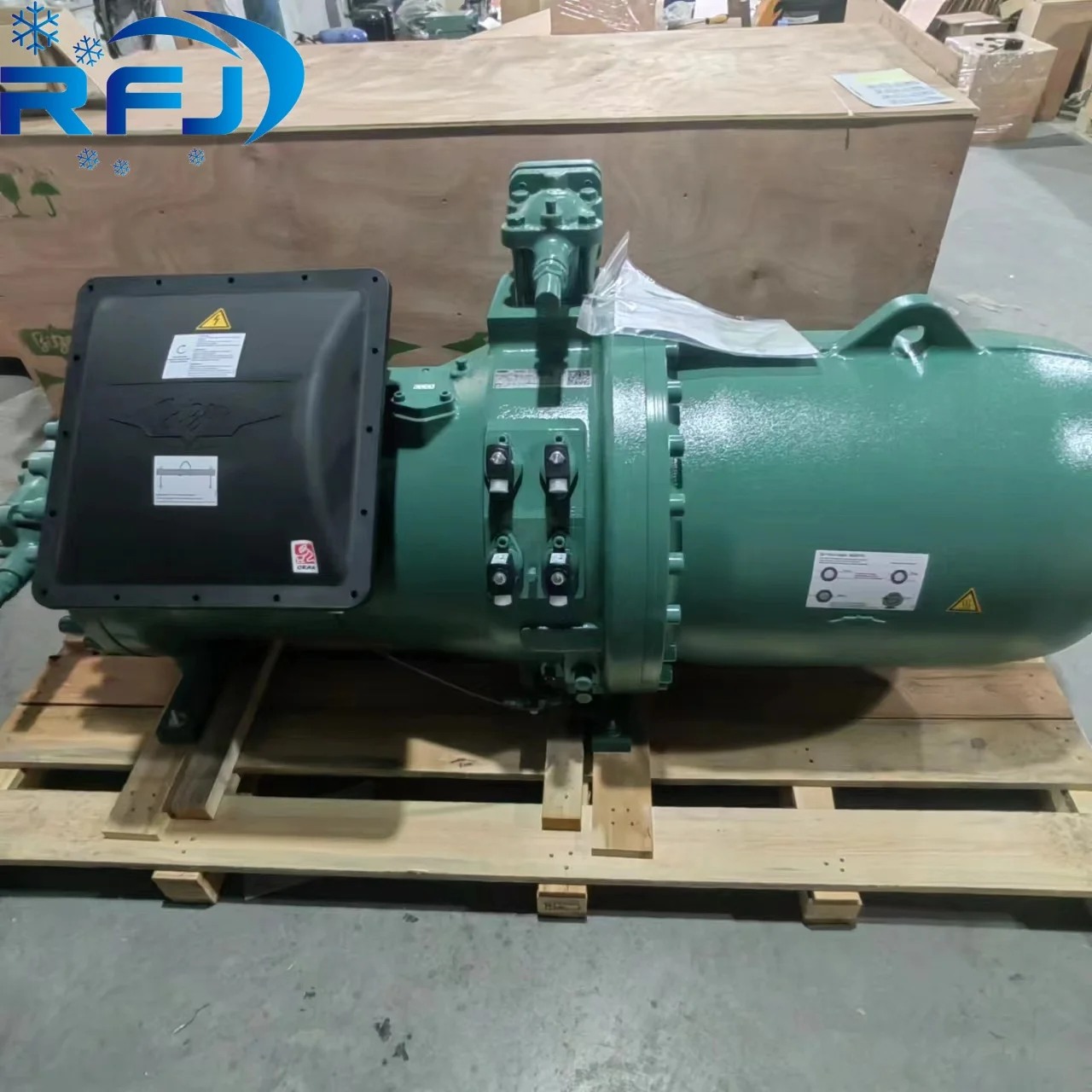 240 HP Screw Compressor CSH Series - Low Noise & Efficiency