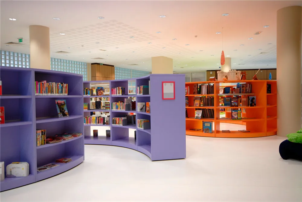 Custom Wood Bookstore Display Ideas - Stylish & Functional
