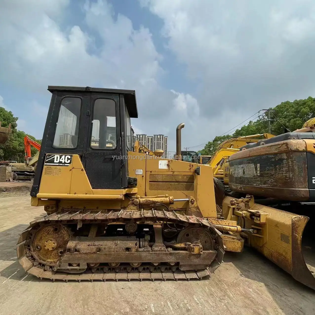 Small Cheap Mini Caterpillar D4c D4 Used Crawler Dozer Cat D3c D6g D7h ...