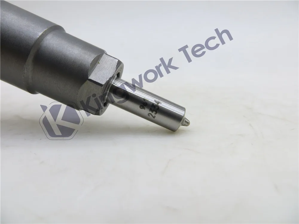 Genuine Common Rail Diesel Injector for Kubota - 0445110777