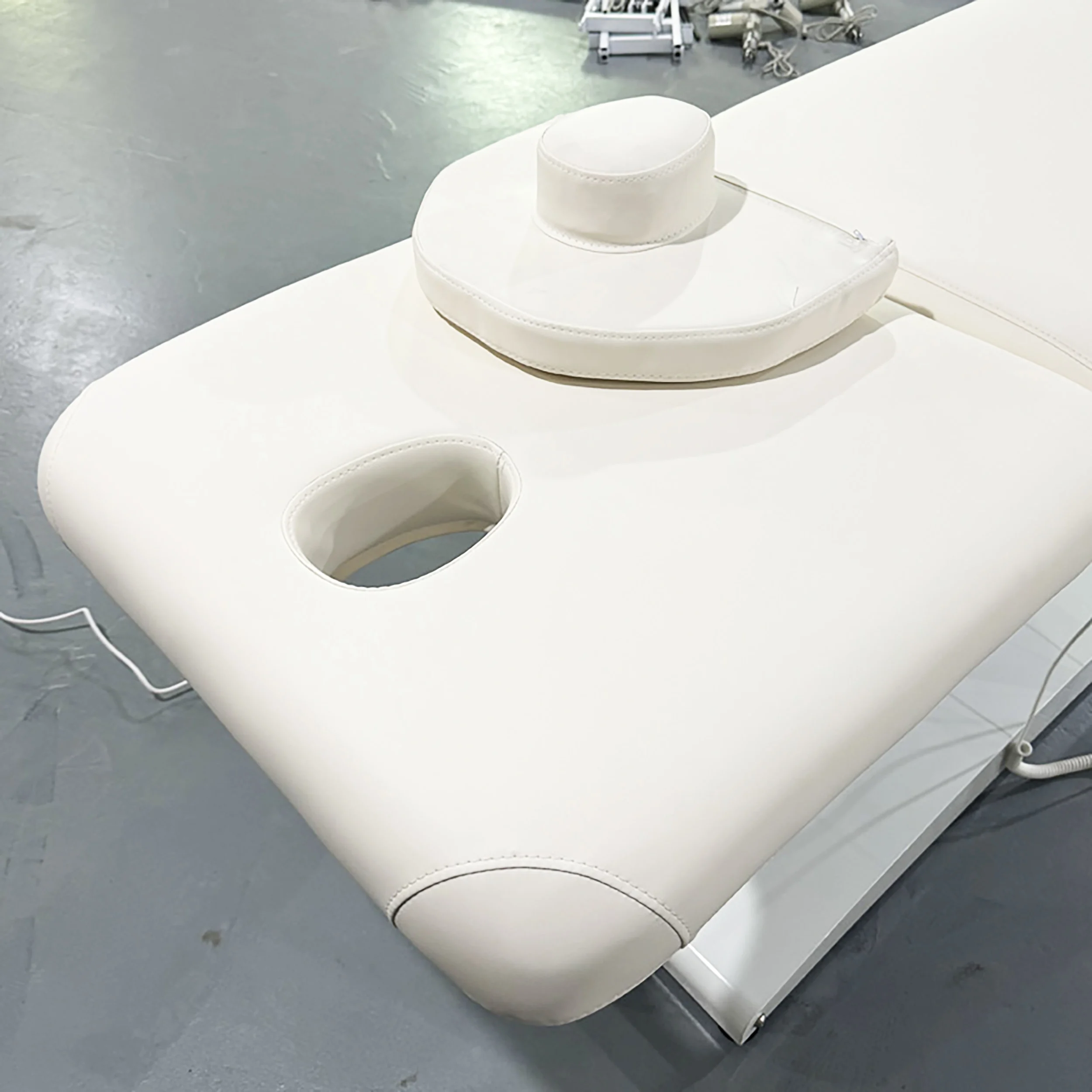 New Design Portable Salon Furniture Body Massage Table Facial Spa ...