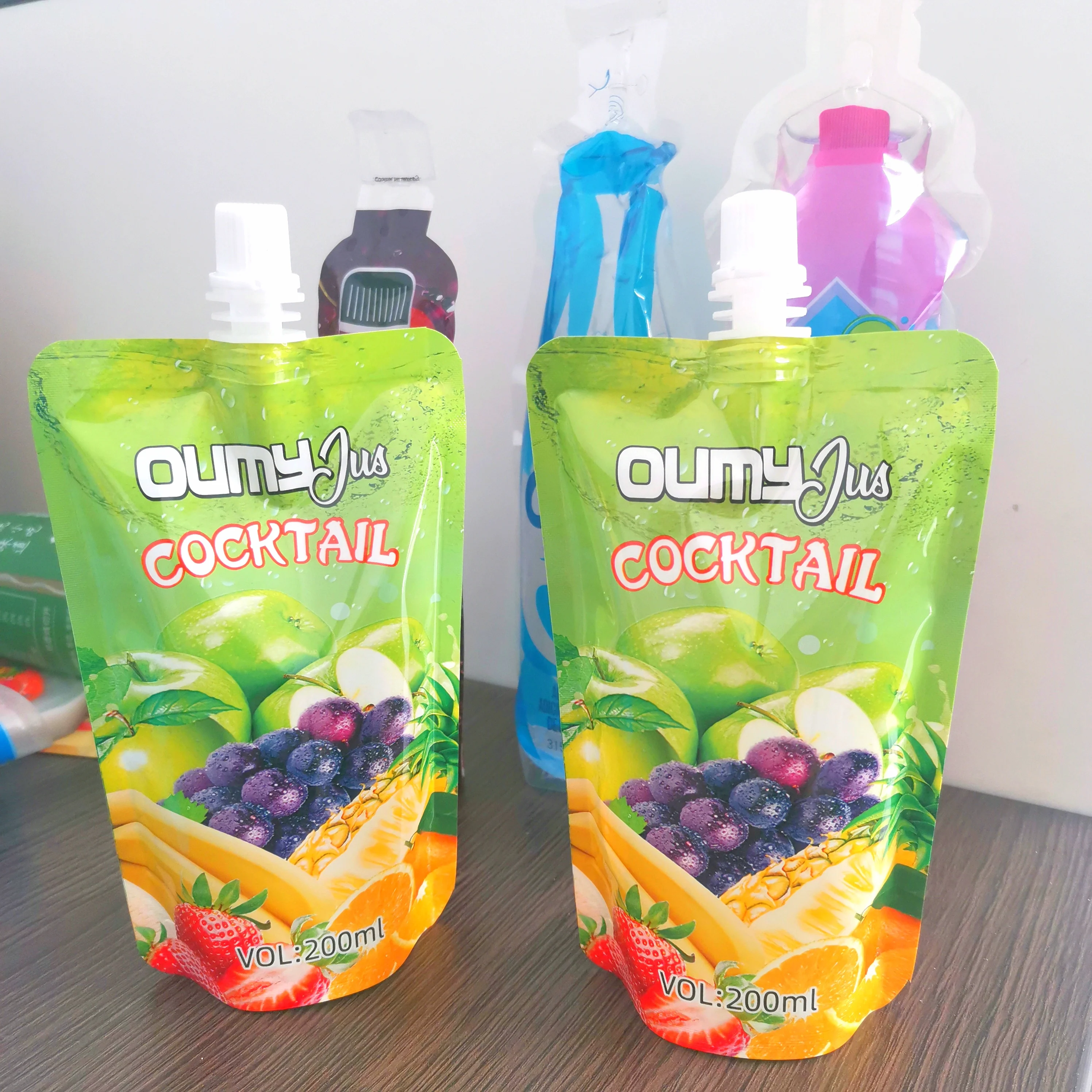 High Quality 400ml 500ml PE Juice Stand up Pouch Plastic Packaging Bag with Spout| Alibaba.com