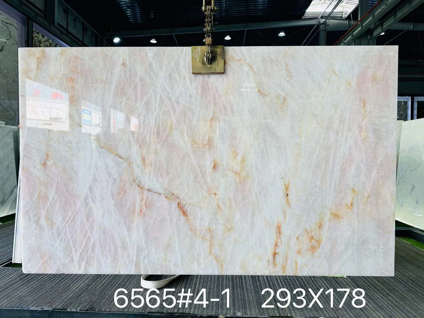 Cristallo Pink Natural Quartzite - Elegant Decor Slabs