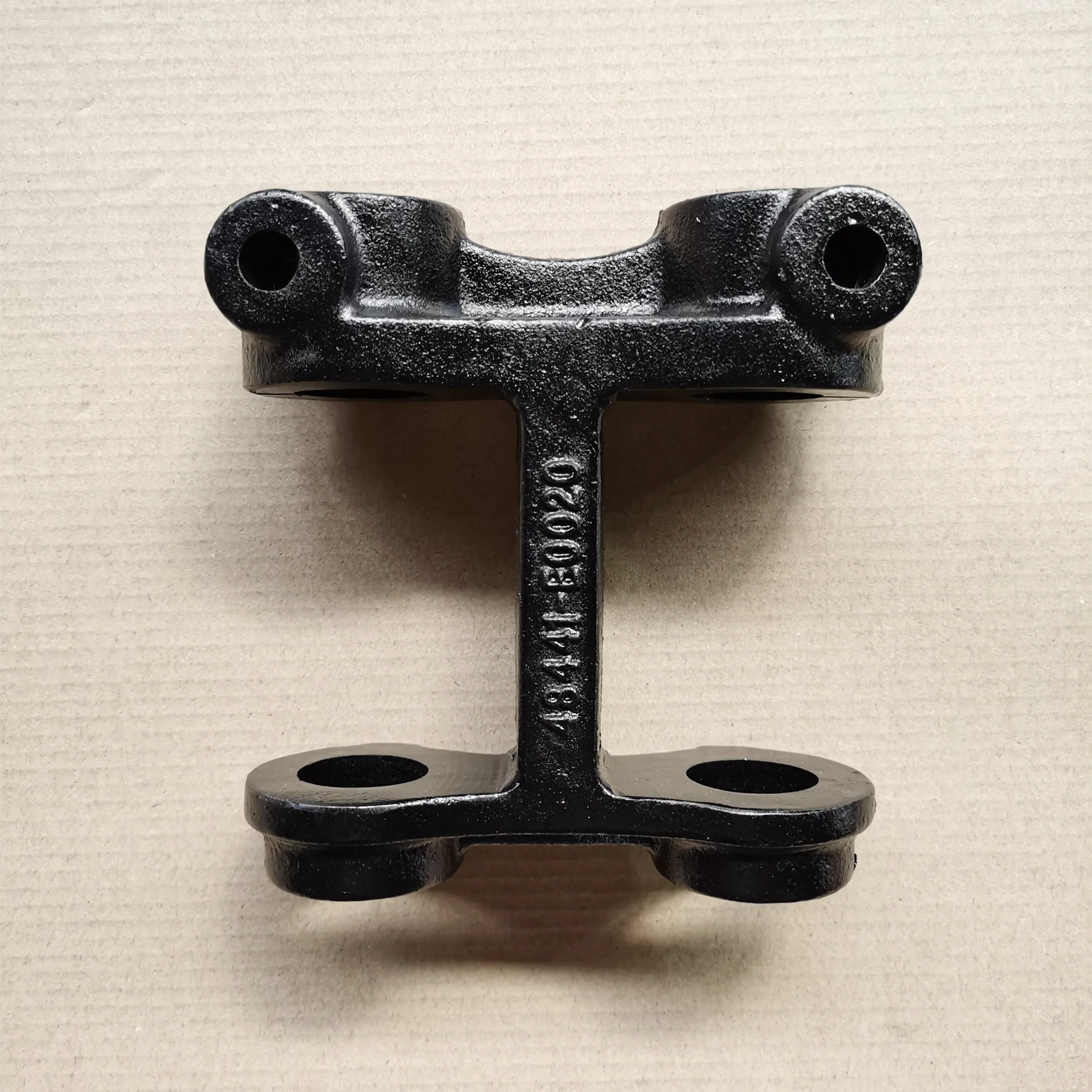 Hino 700 Leaf Spring Shackle - Durable & Reliable Parts