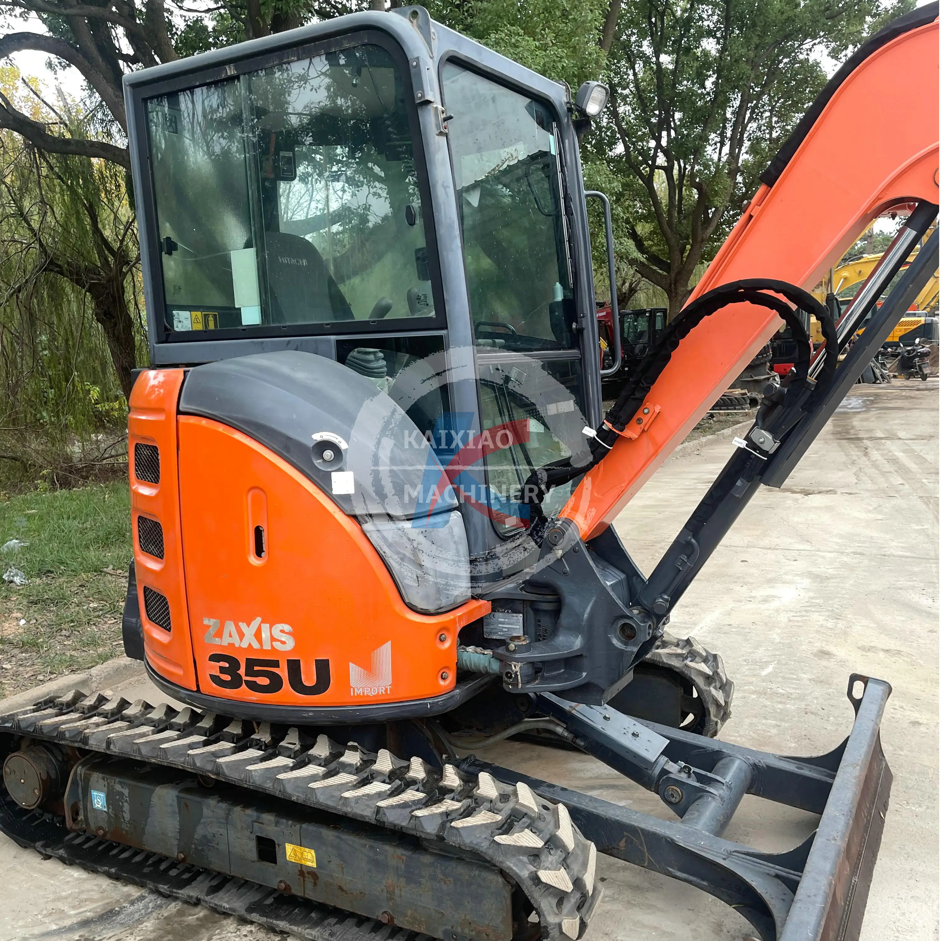 Mini Excavator HITACHI ZX35U - Quality Secondhand Digger