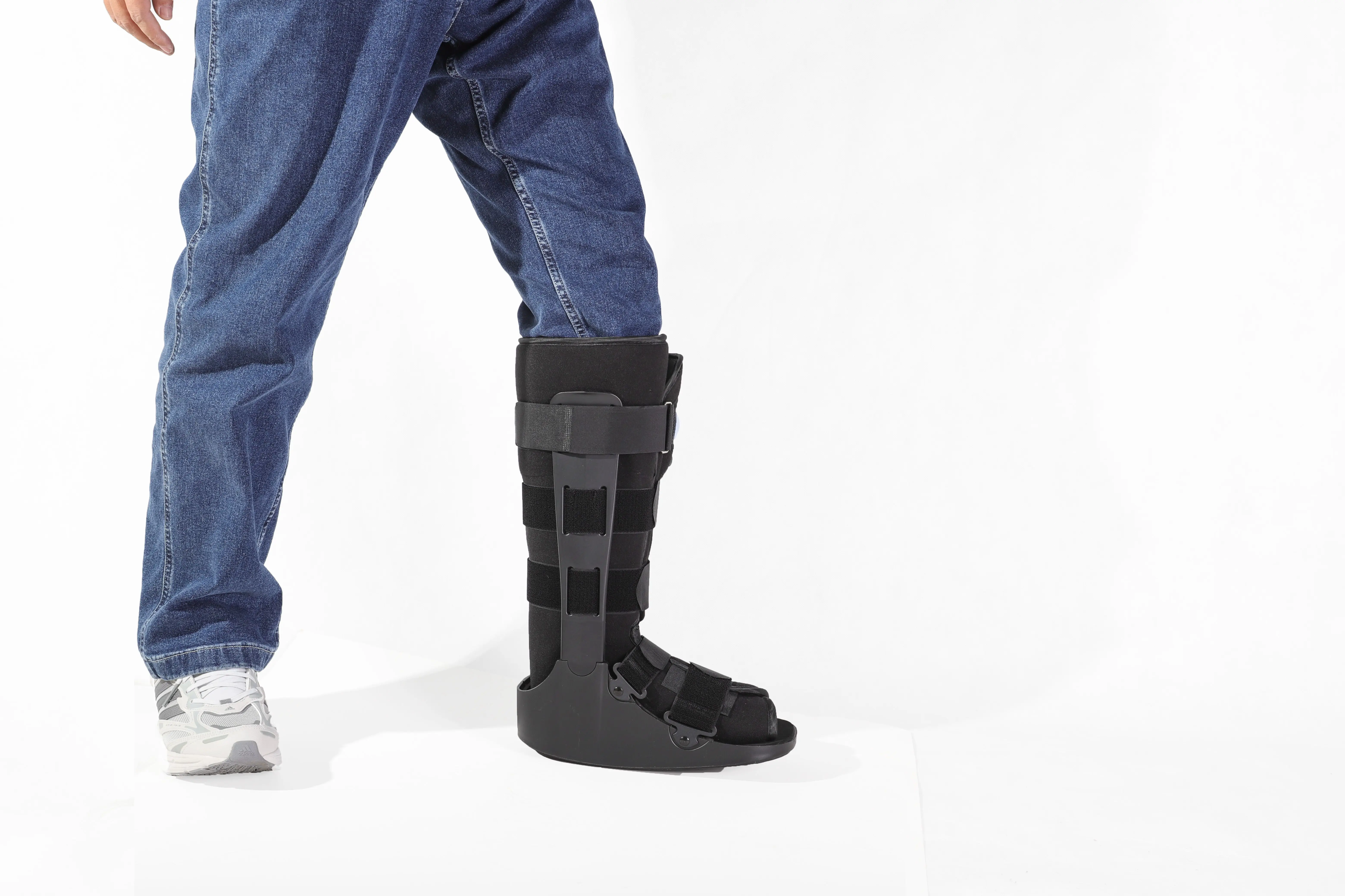 Orthopedic Air Walker Boots - Support for Fractured Feet