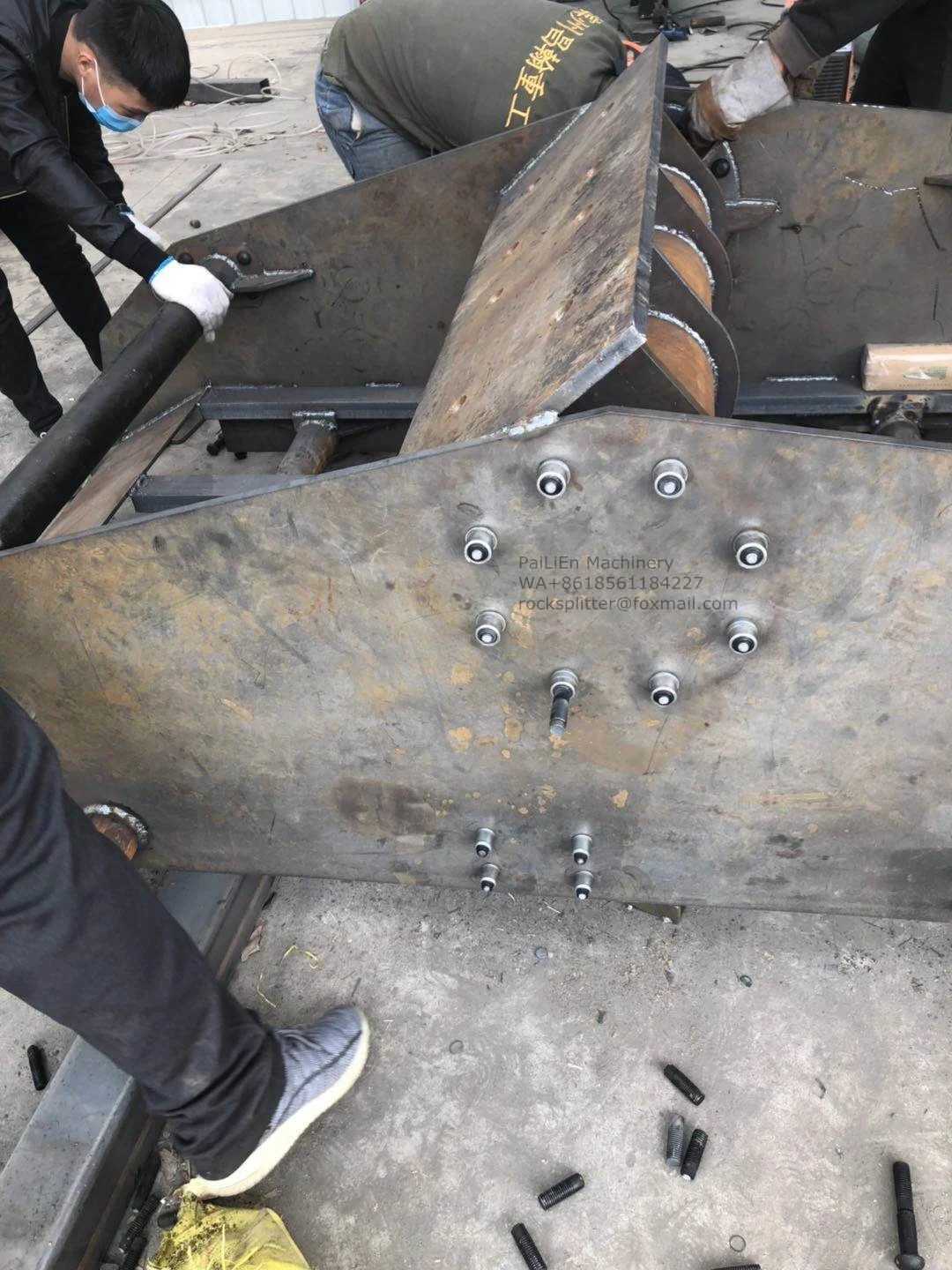 Portable Hydraulic Riveting Machine for Huck Bolts & Ring Groove Rivets ...