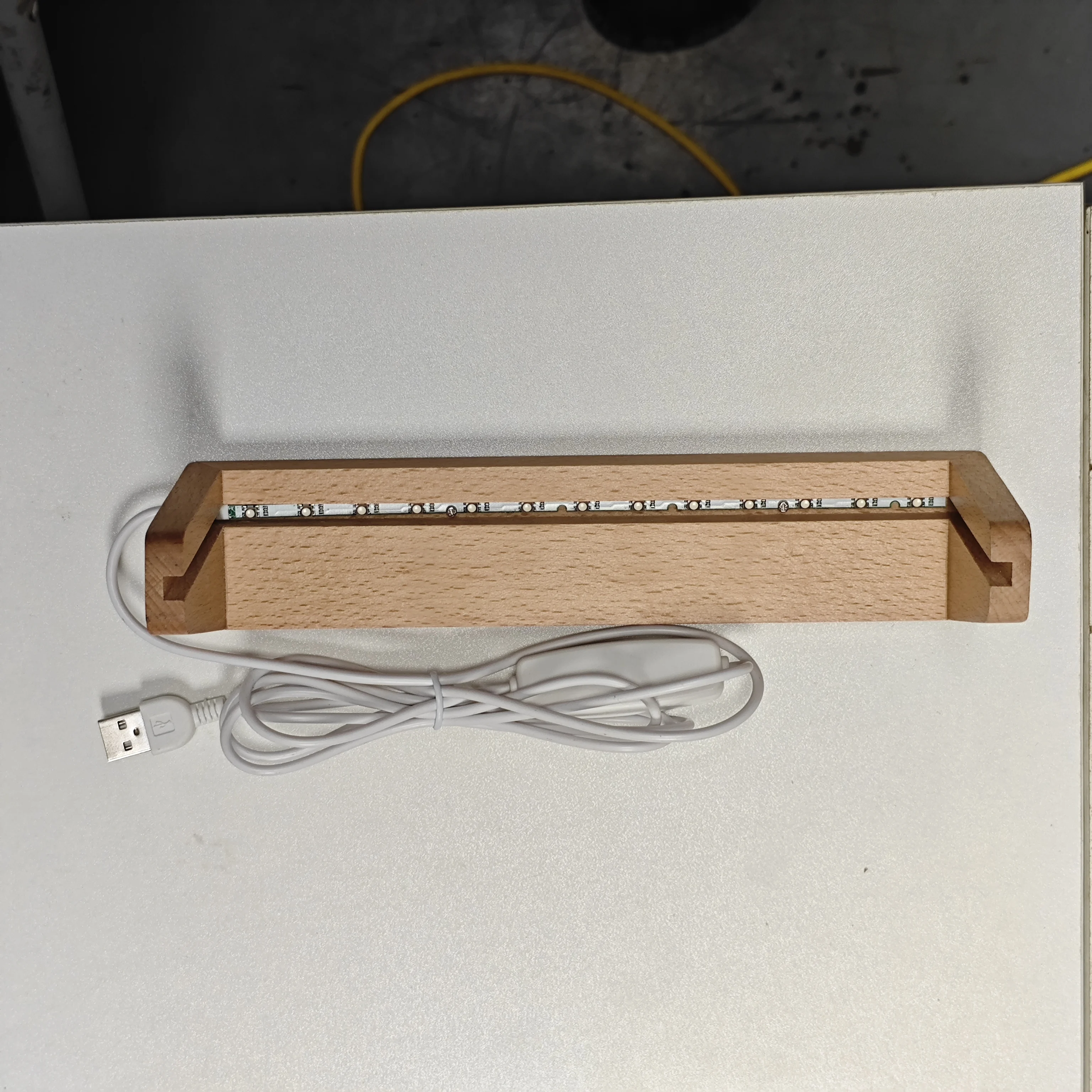 U-shaped Photo Display Wood LED Light Base Stand for Gifts