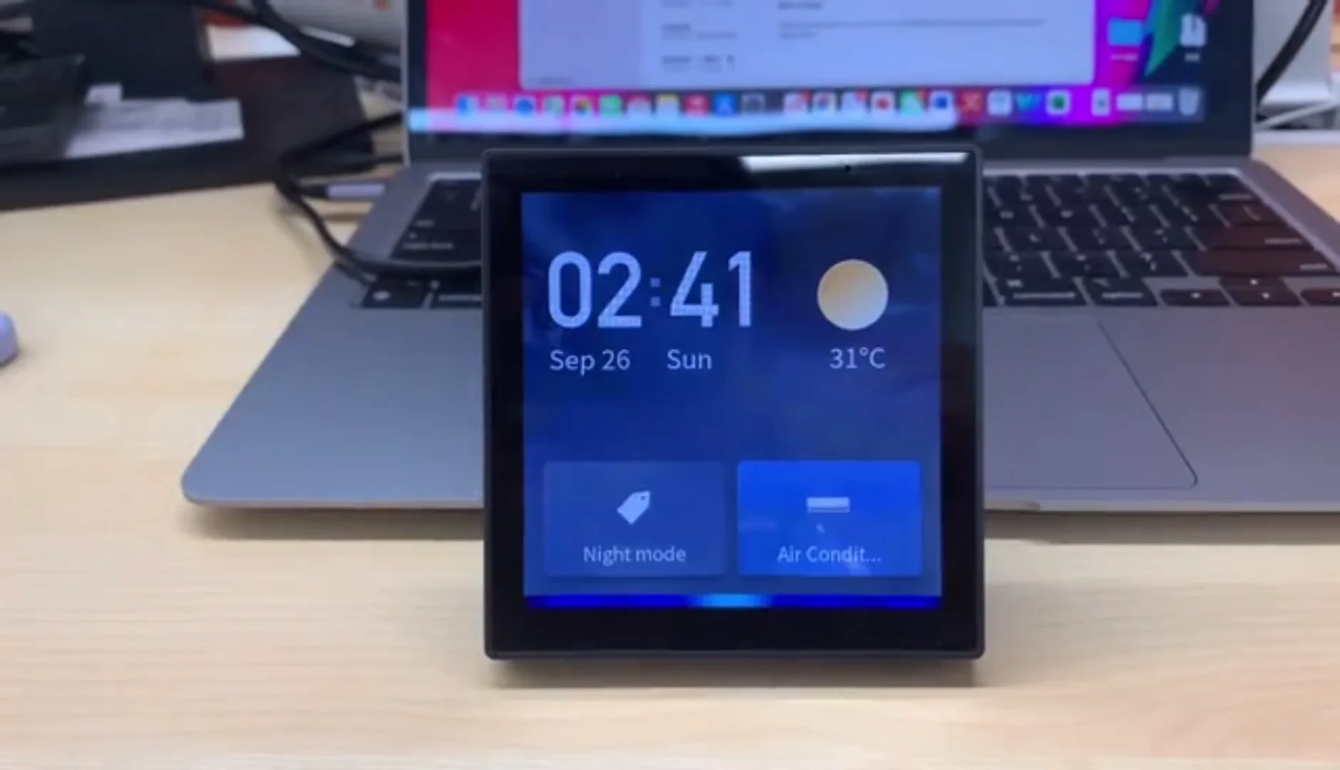 4 Inches Built-in Alexa Tuya Smart Home Automation Gateway Scene Switch ...