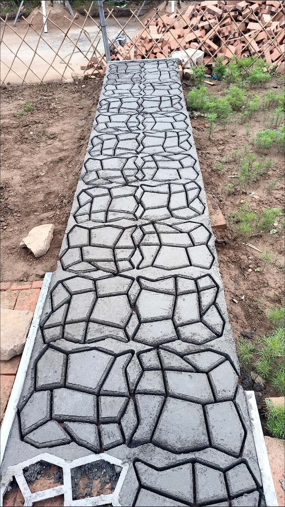 Easy DIY Concrete Precast Pavement Floor Tile Pave Molds for Outdoor ...