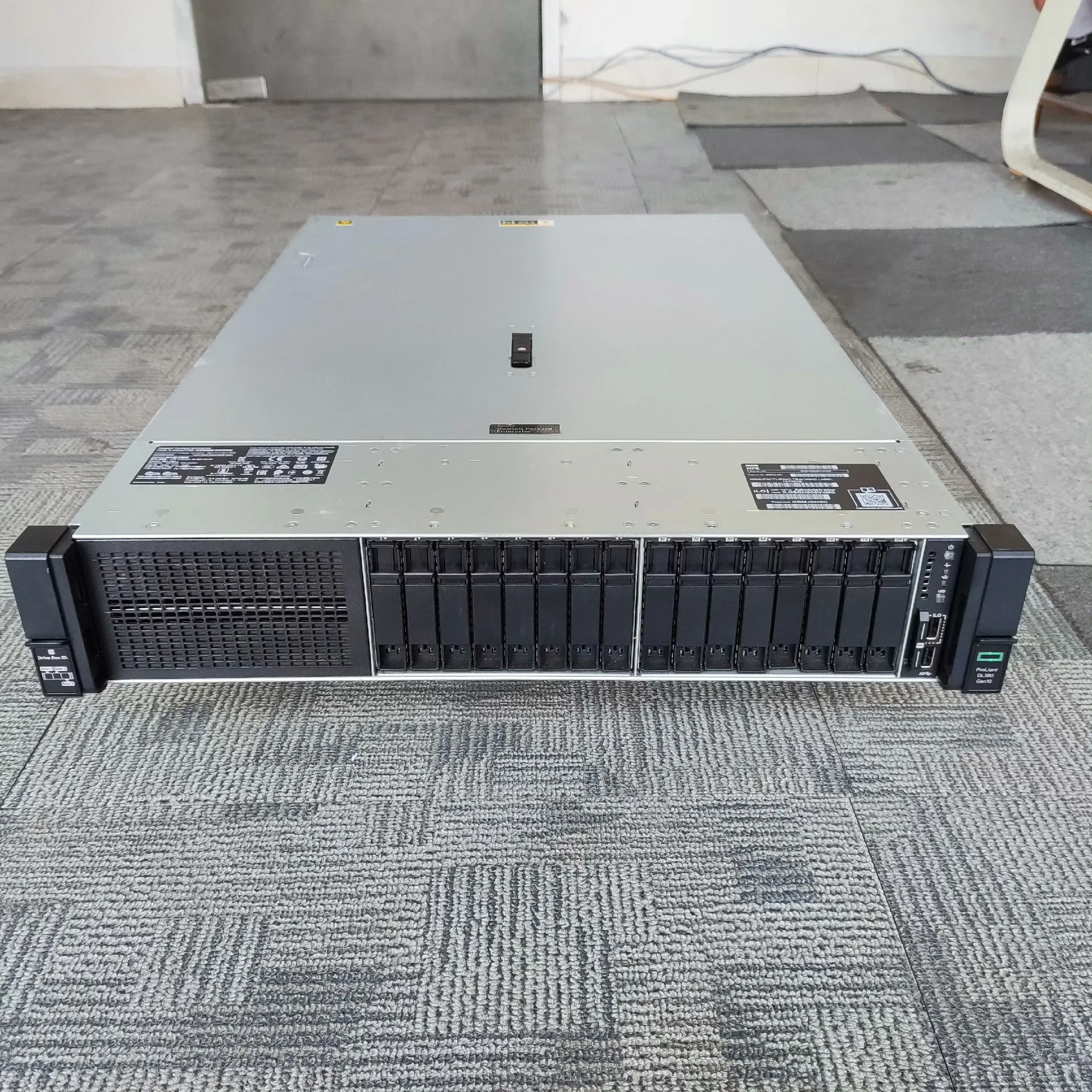 HPE Proliant DL380 Gen11 - High Performance Rack Server