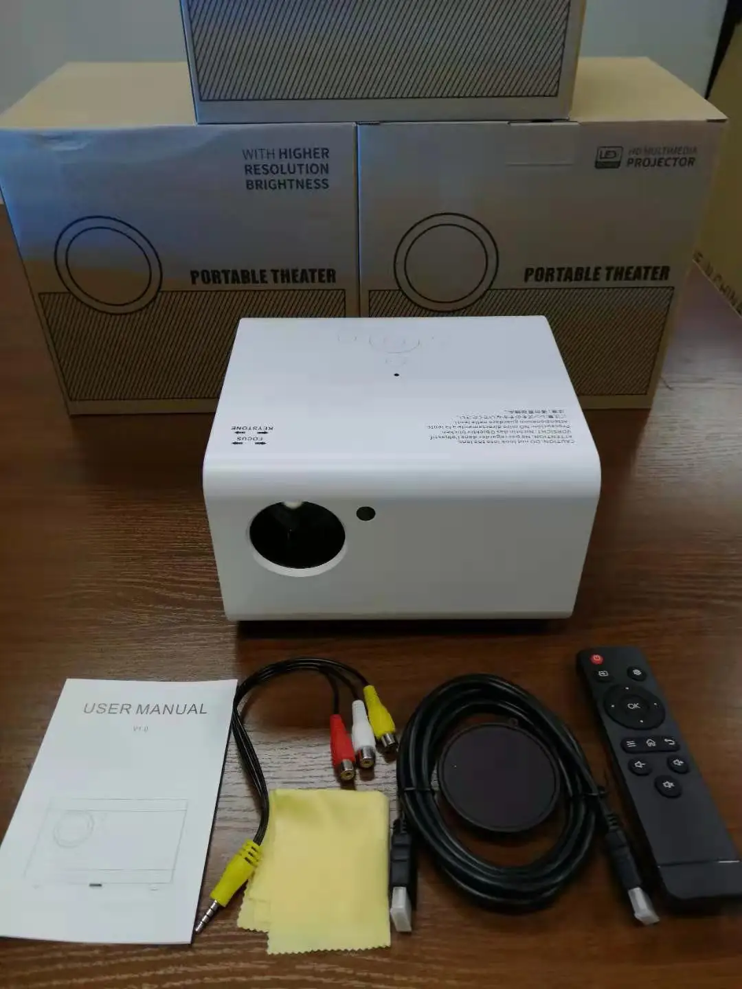 2021 New Led Multi Media Projector 1920*1080p Resolution 5000 Lumens ...