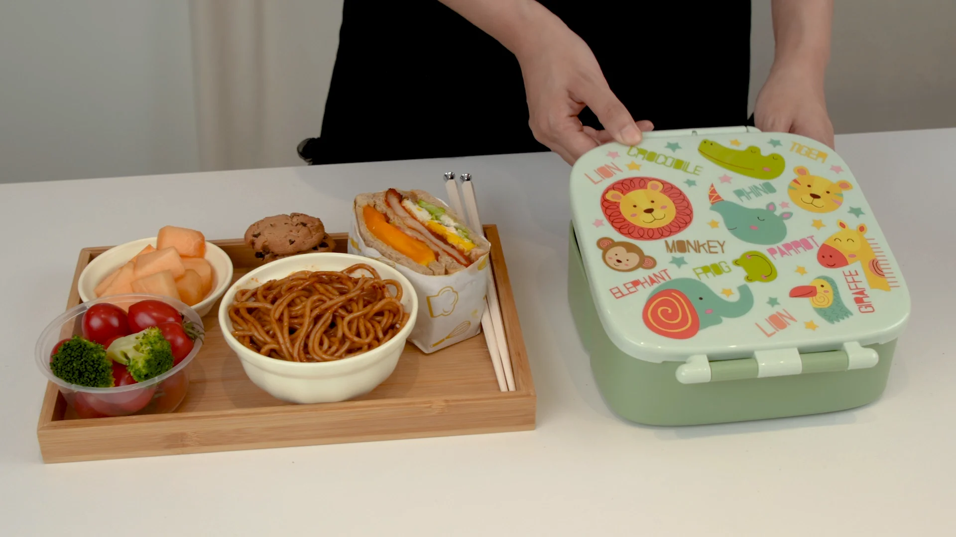 Easy Carry Baby Bento Box Water-proof Toddler Lunch Box For Daycare ...