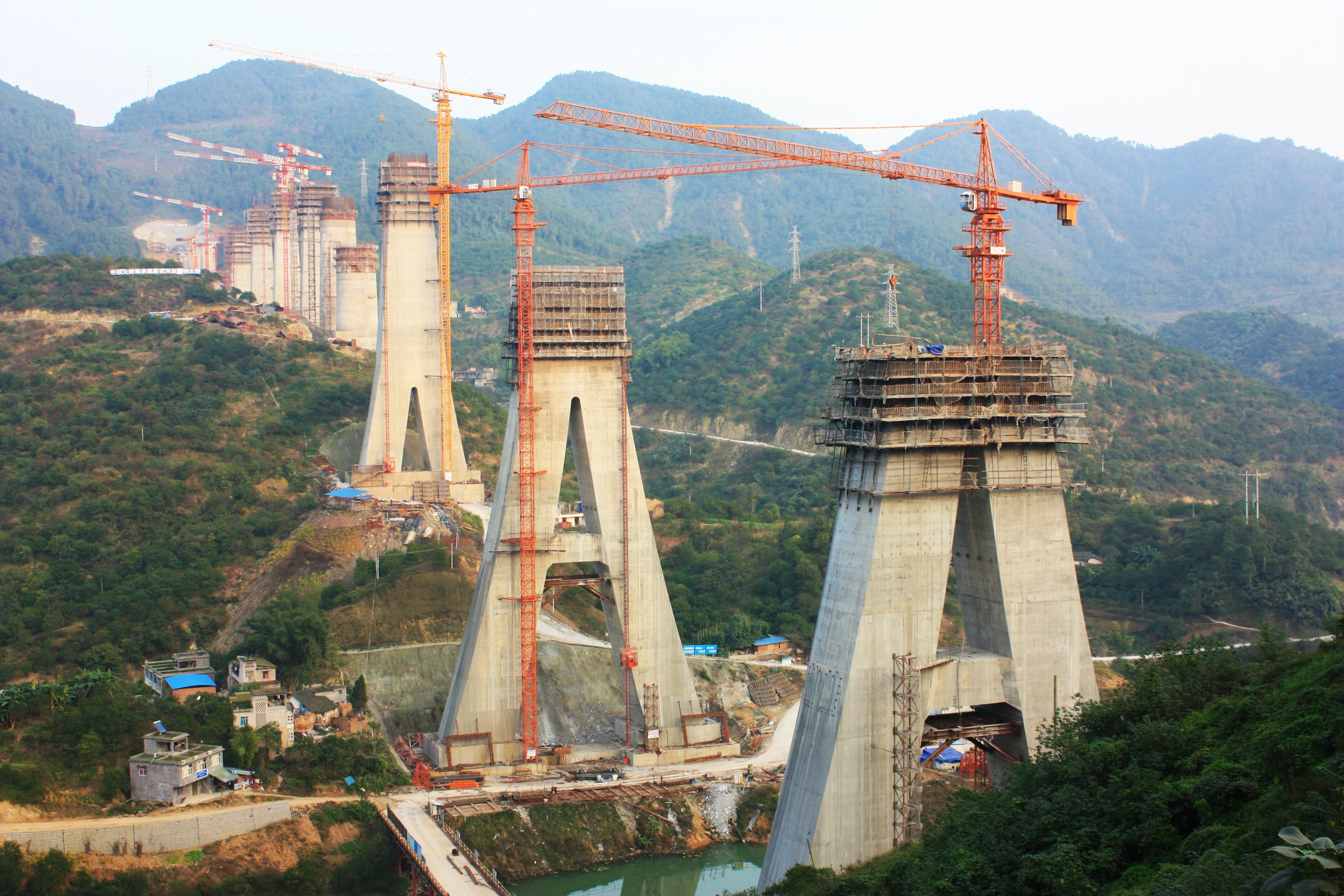 Hydraulic Climbing Formwork System - Efficient Concrete Construction