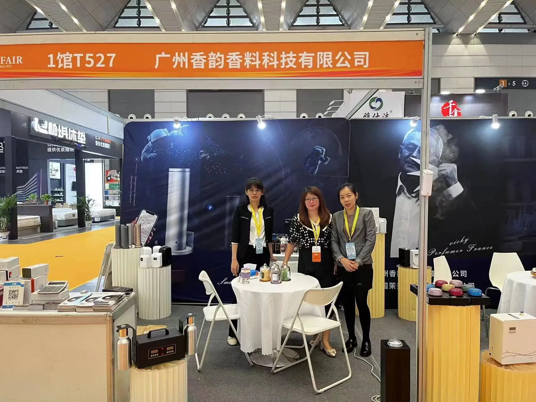 Wholesale Scent Car Diffuser - USB Rechargeable Air Freshener