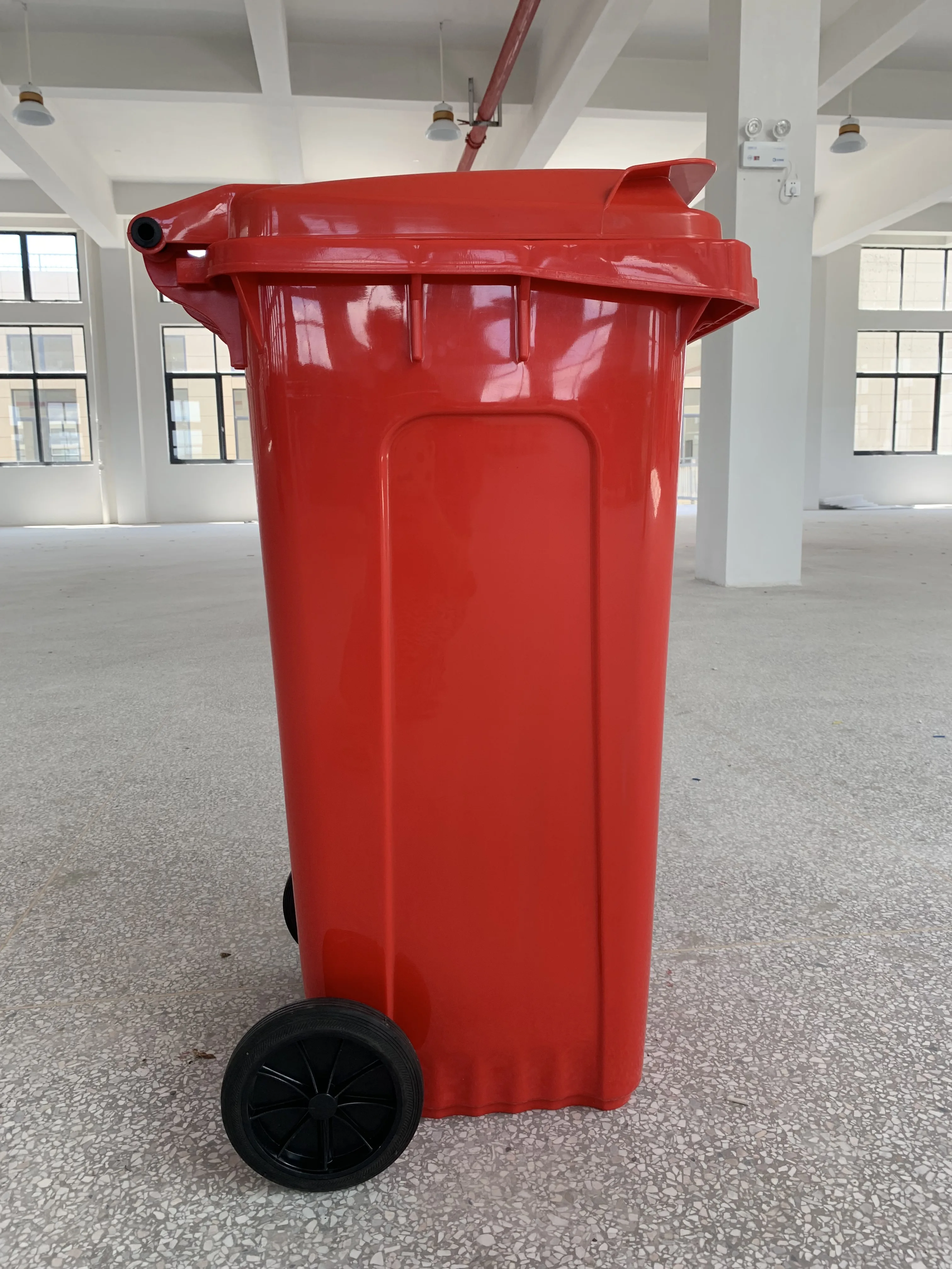 120 Liter Standing HDPE Plastic Waste Bin with Lid Garbage Container ...