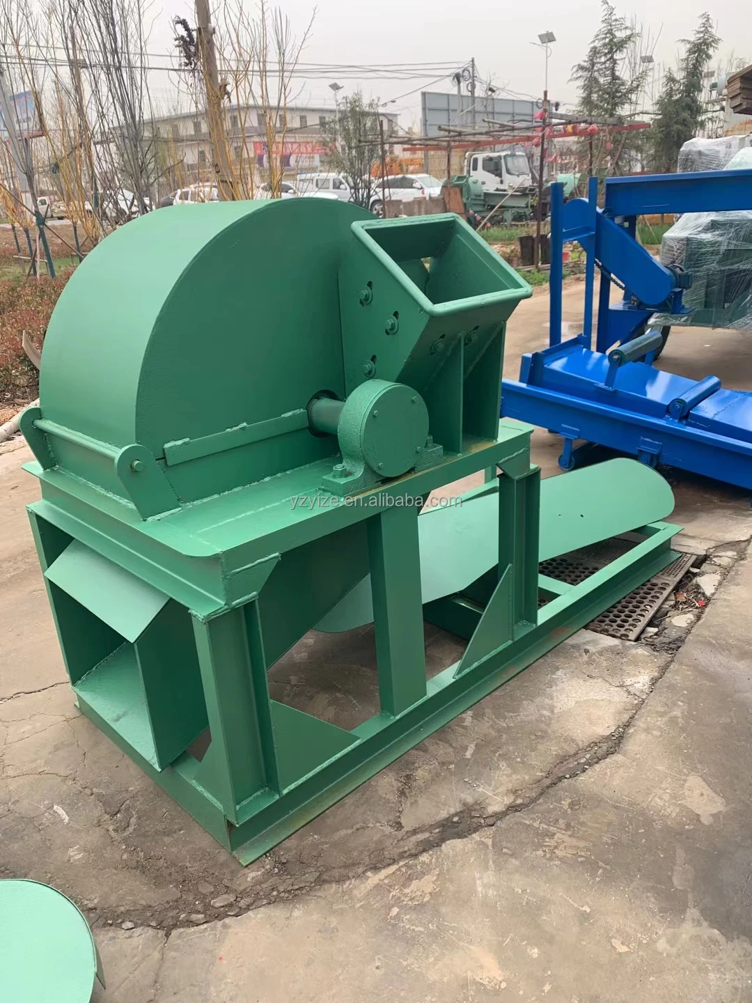 Diesel Wood Crusher Machine Hammer Mill Crusher Price Wood Chipper ...