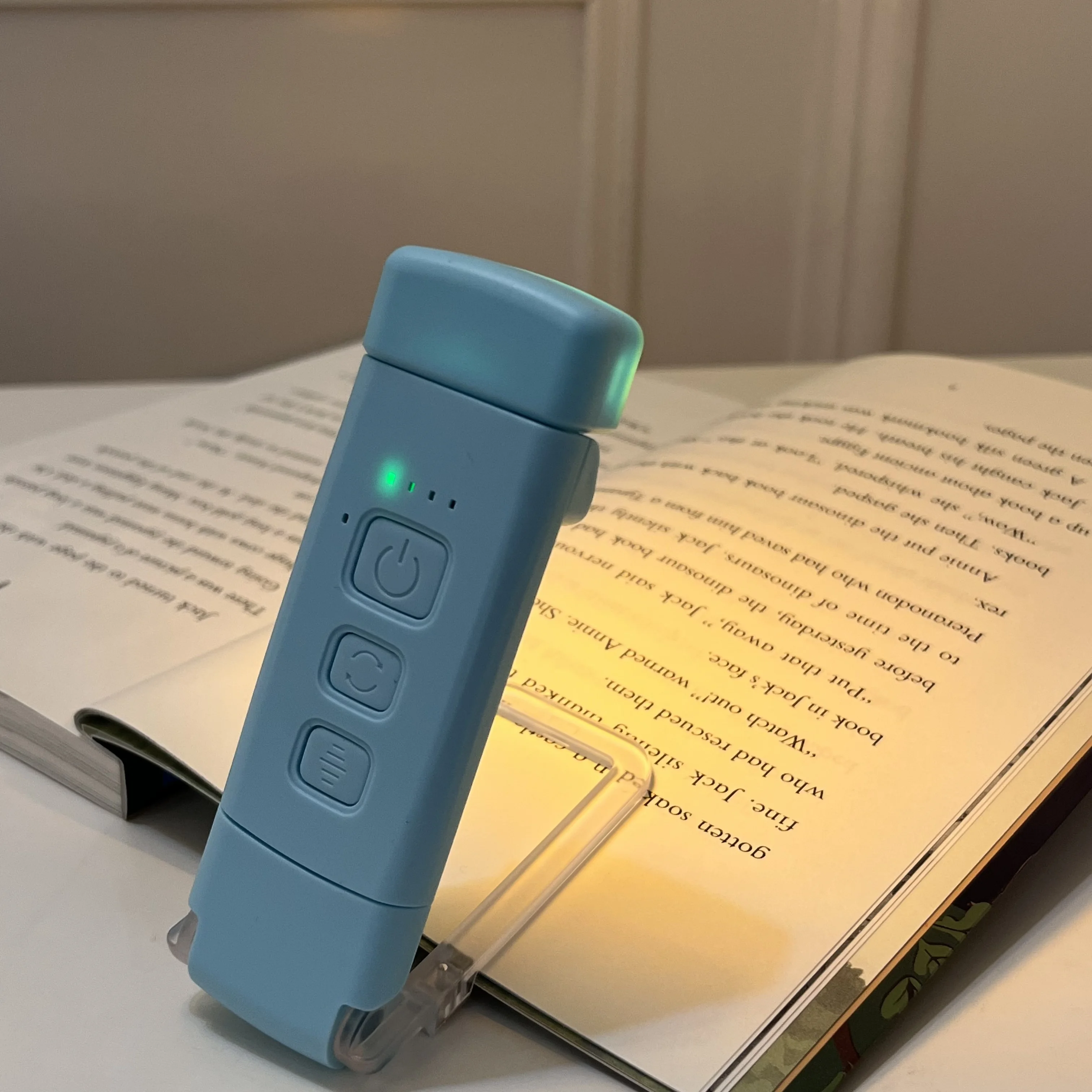 Adjustable Eye Protection Mini Clip On Book Light Portable Bookmark ...