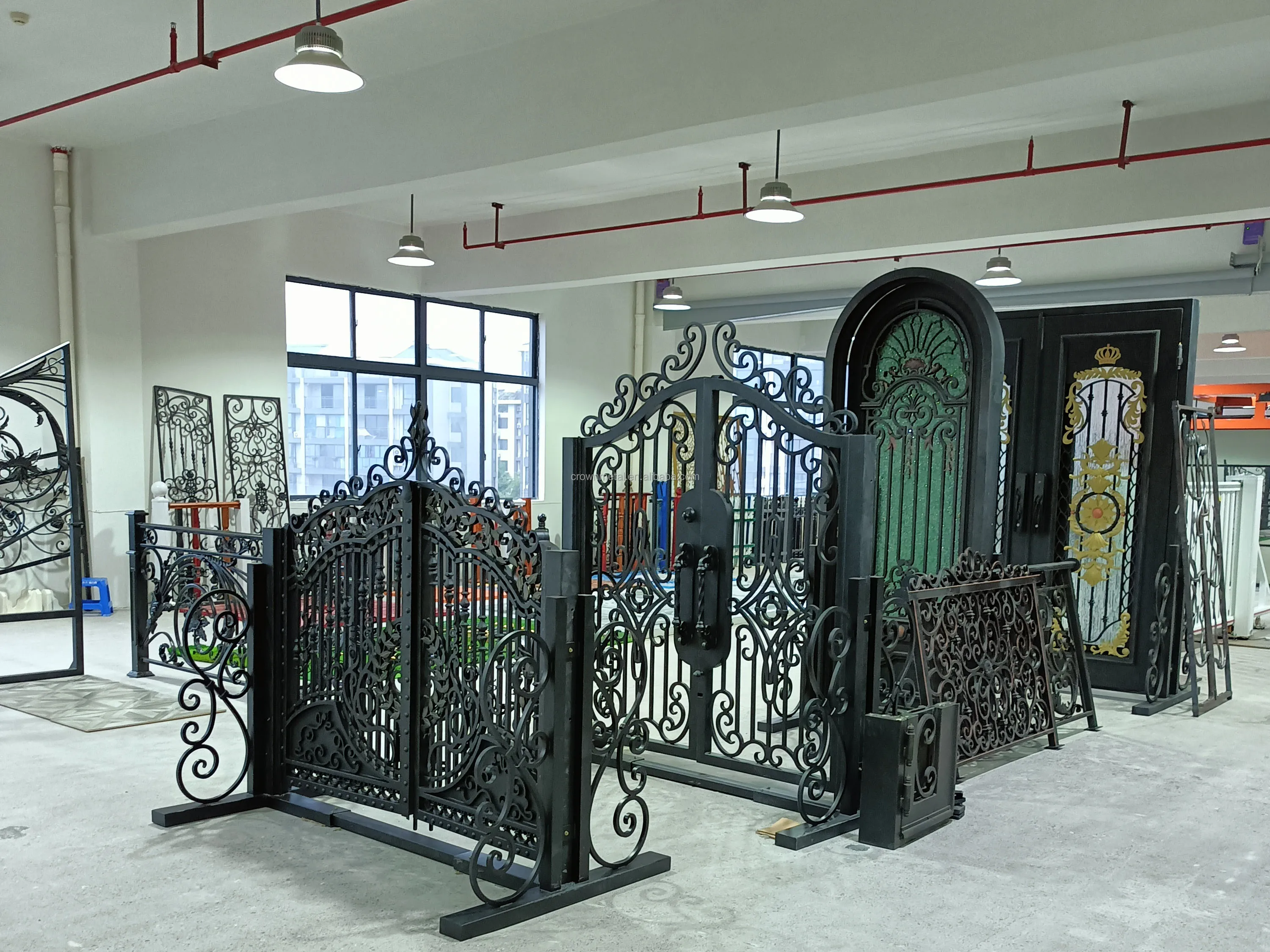 Modern Wrought Iron Fence Design Luxurious Front Yard Decoration Metal ...