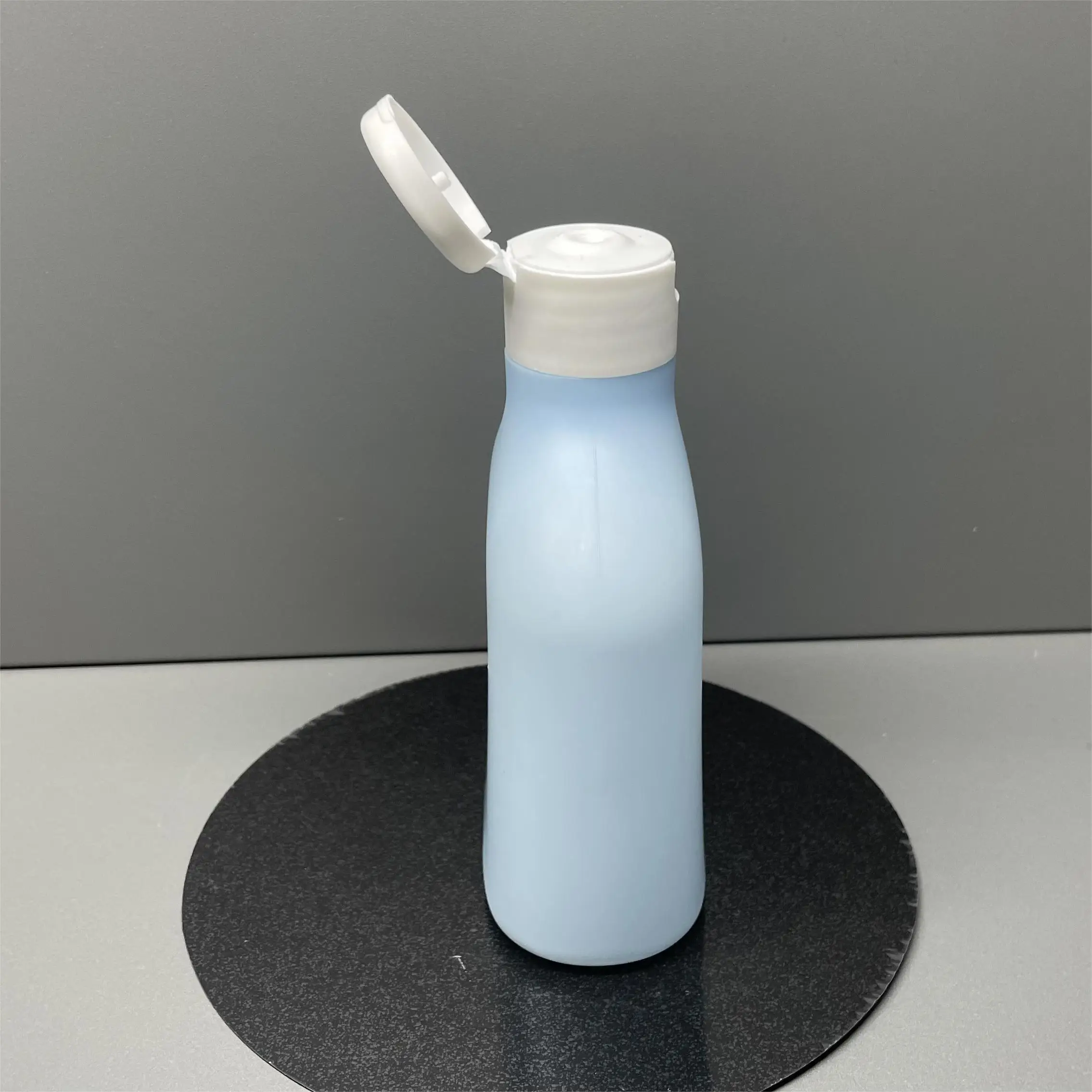 Plastic Custom HDPE Squeeze Bottle 100ml Flip Cap Shower Gel Cosmetic ...