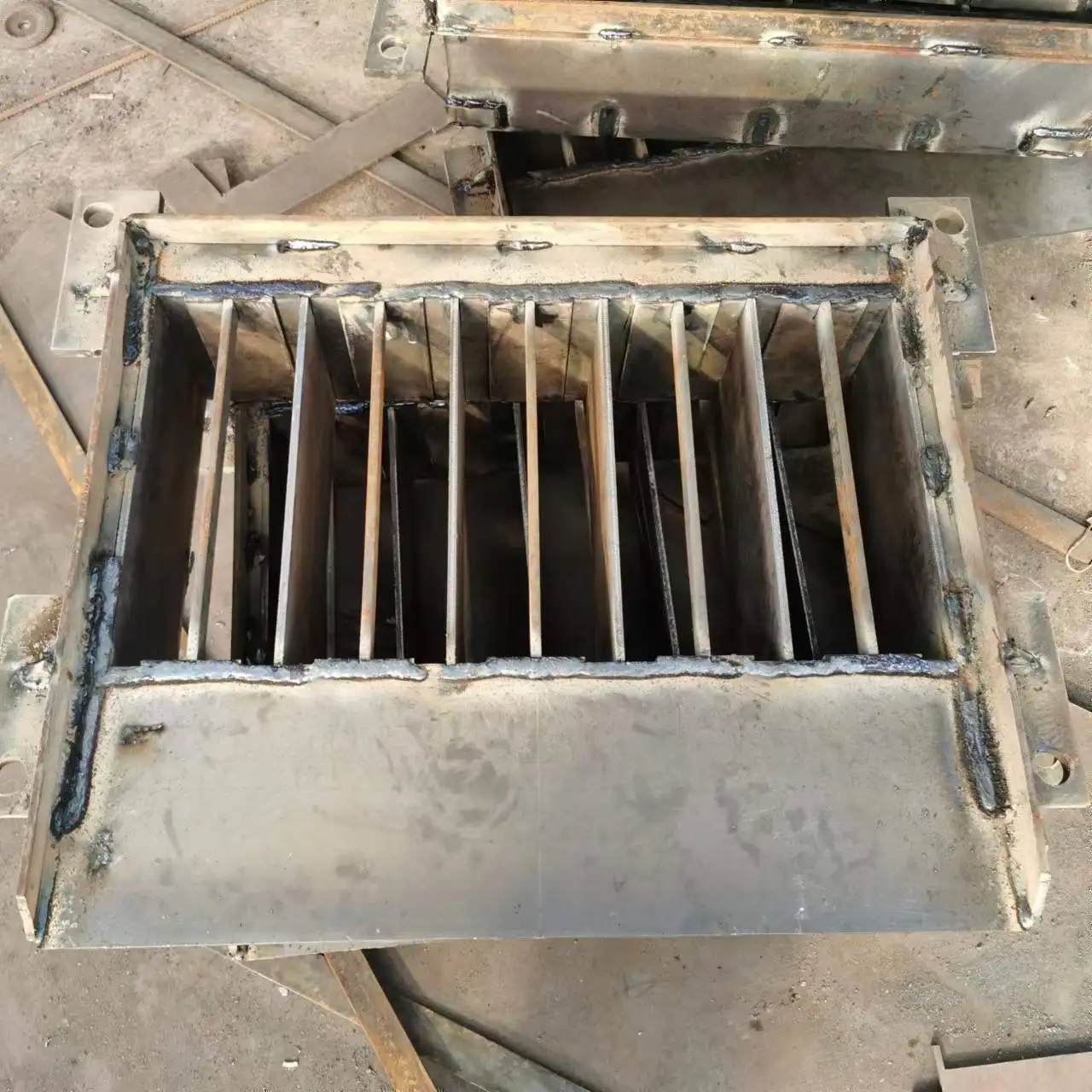 Block Making Machine Concrete Brick Mold adobe Indesign Concrete Mold ...