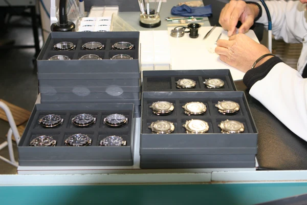 Clean Factory Top Automatic Mechanical Watch For Man 3135 3235 Movement ...