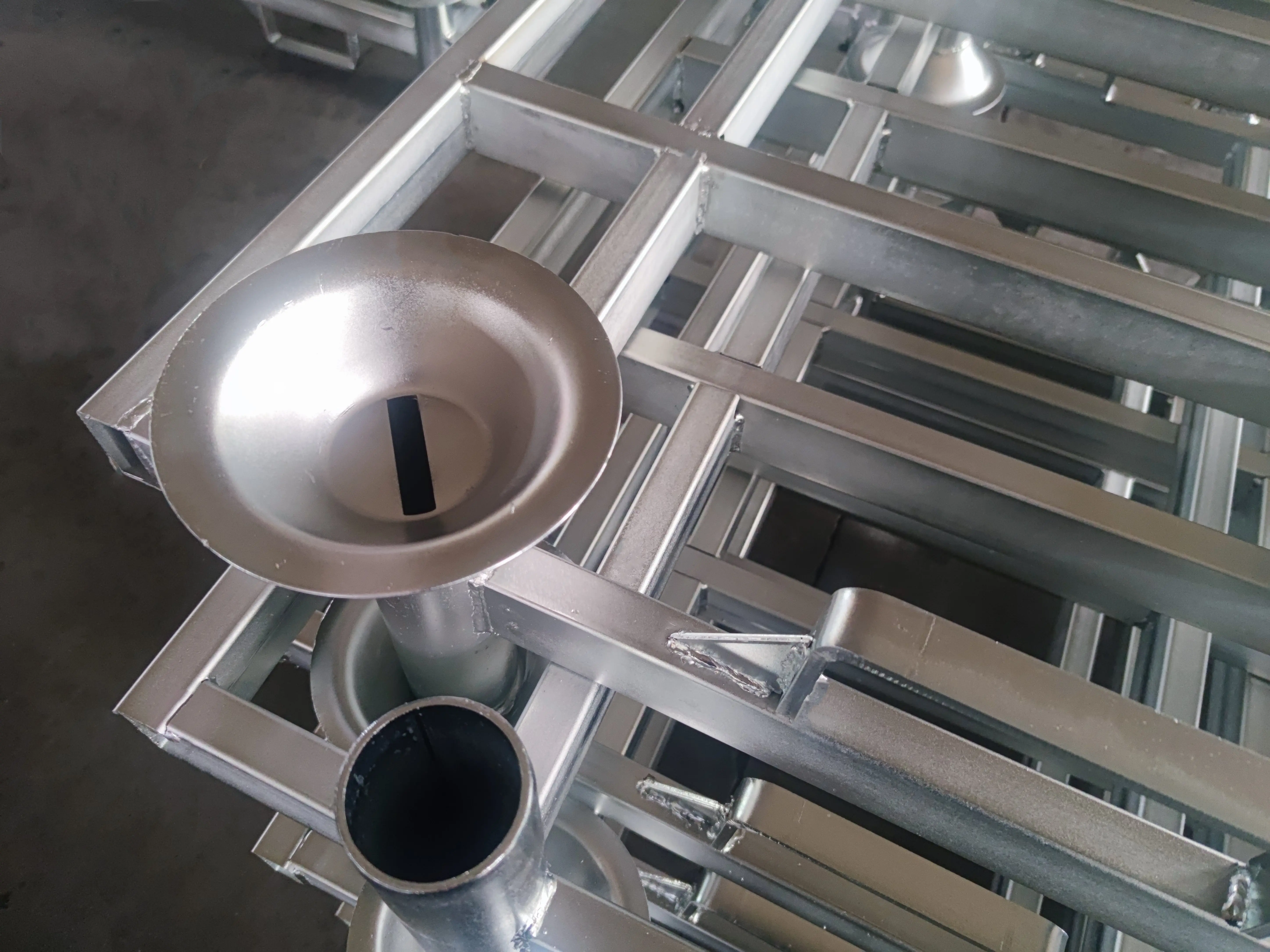 Warehouse Steel Post Pallet Pipe Rack System Collapsible Steel Pallet ...